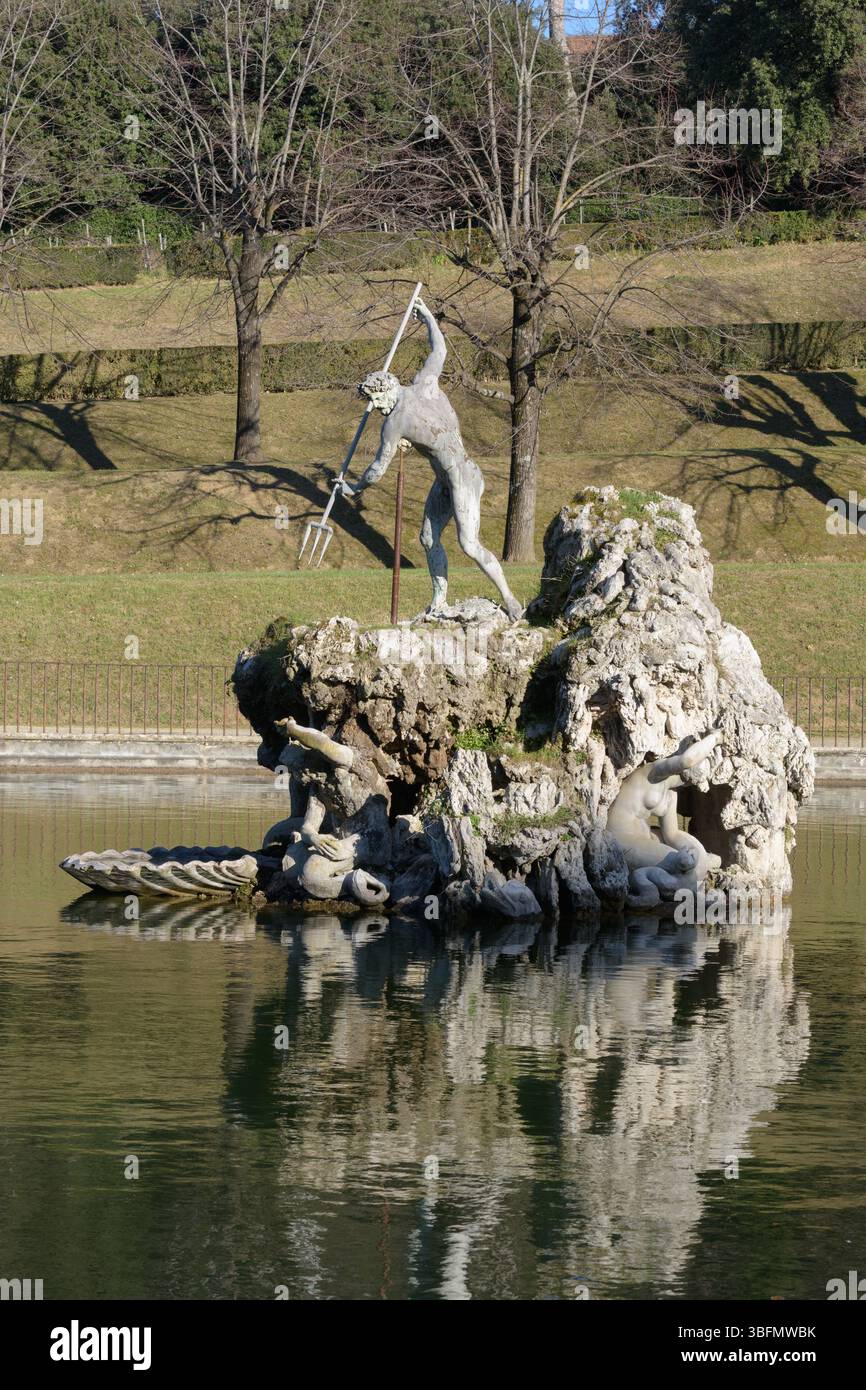 Neptune Fountain with trident and sea creatures by Stoldo Lorenzi, 16th ...