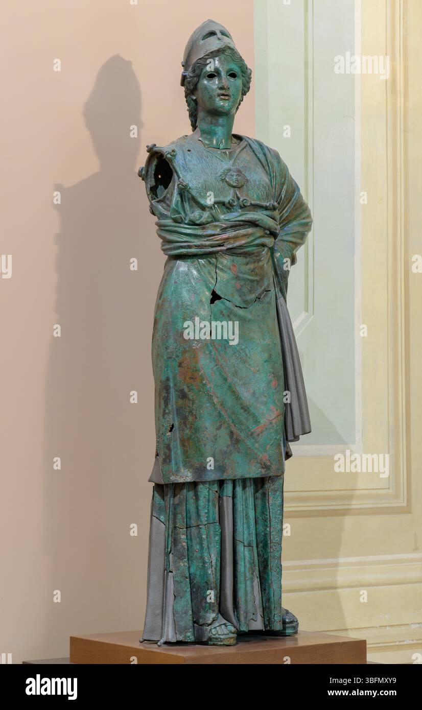 Bronze statue of Minerva from Arezzo, early 3rd century BCE, inspired ...