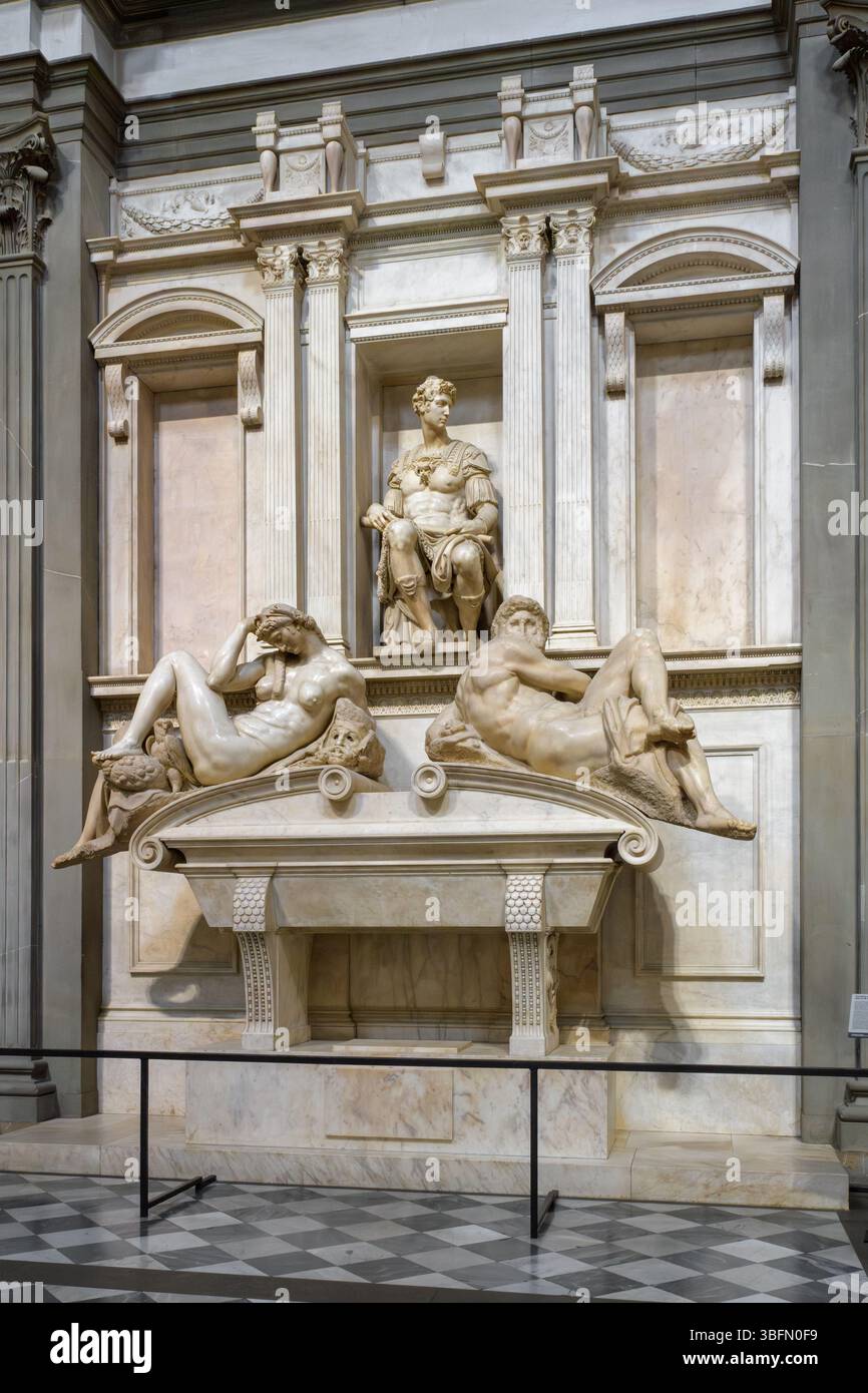 Tomb of Giuliano de' Medici with Night and Day by Michelangelo, marble sculptures in the ...