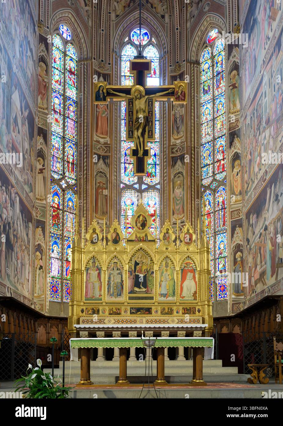 Gothic apse of Santa Croce Basilica in Florence, with Agnolo Gaddi's ...