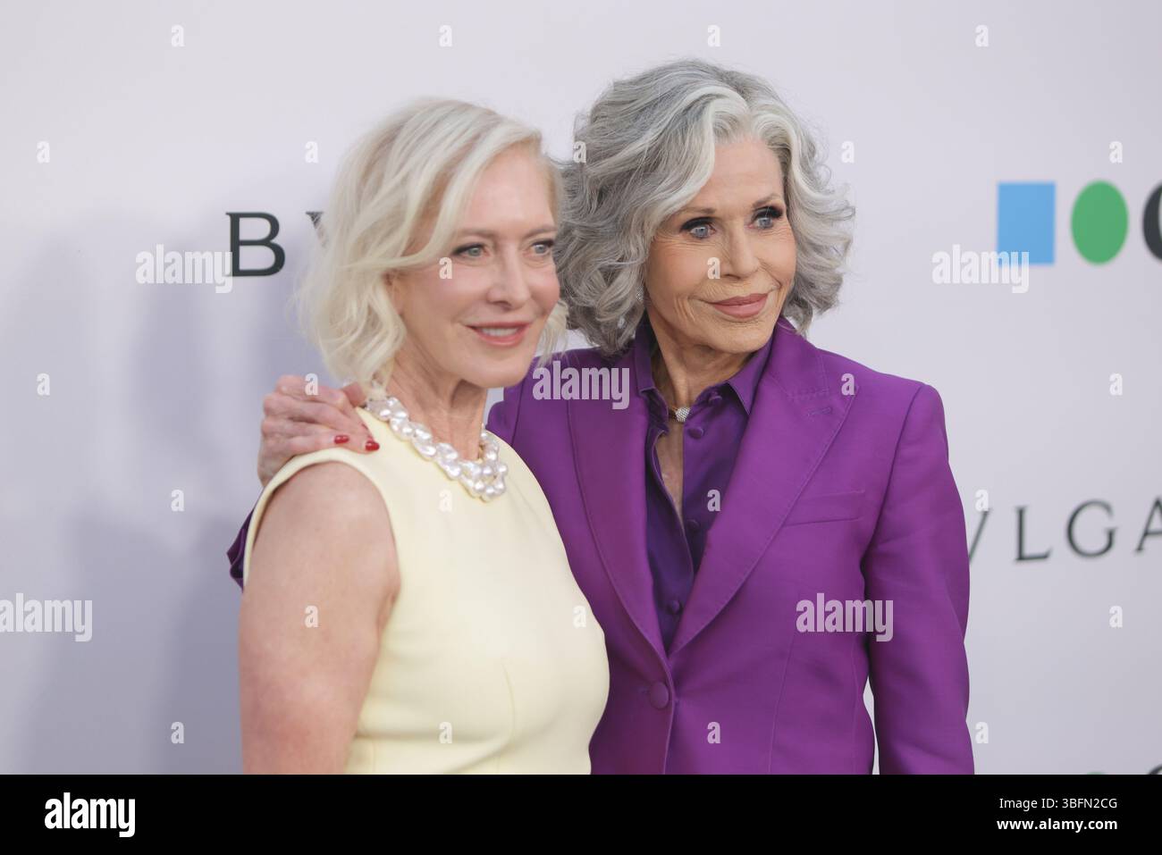 Los Angeles, USA. 01st June, 2025. Wendy Schmidt and Jane Fonda Sarah ...