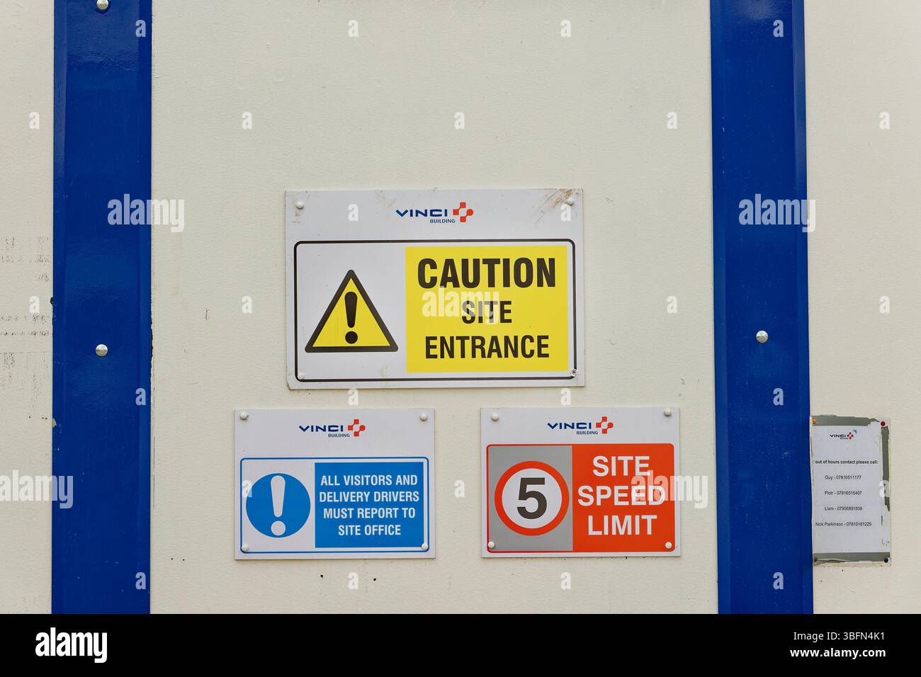 Construction site warning signs, caution site entrance, site speed ...