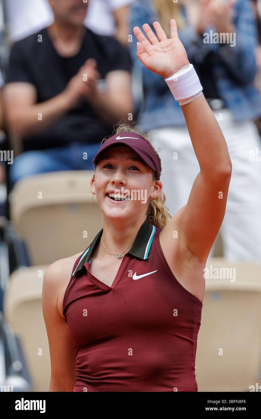 Paris, France. 02nd June, 2025. Mirra Andreeva during the Roland-Garros ...