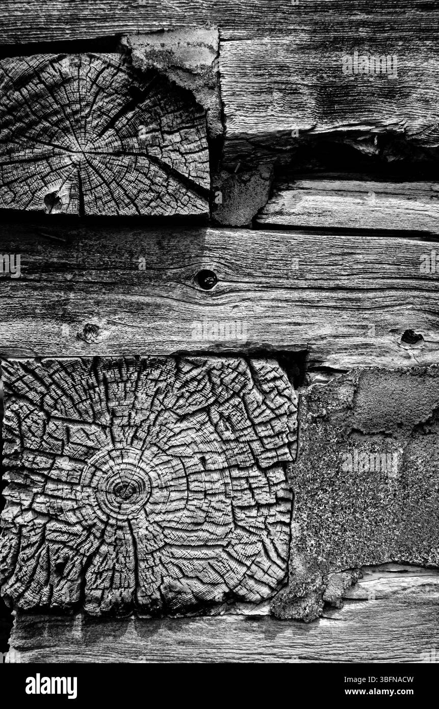 Interlocking timbers hi-res stock photography and images - Alamy