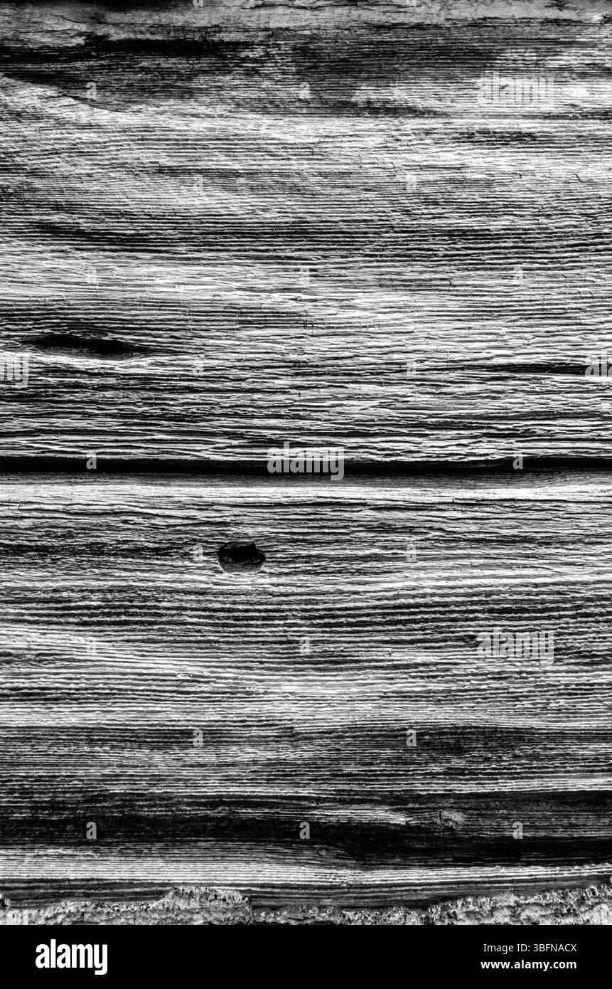 Close-up of grain on an old log cabin timber Stock Photo - Alamy