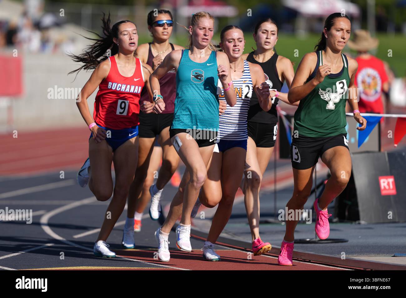 Braelyn Combe of Santiago Corona and Kinga Czajkowska of Palo Alto lead ...