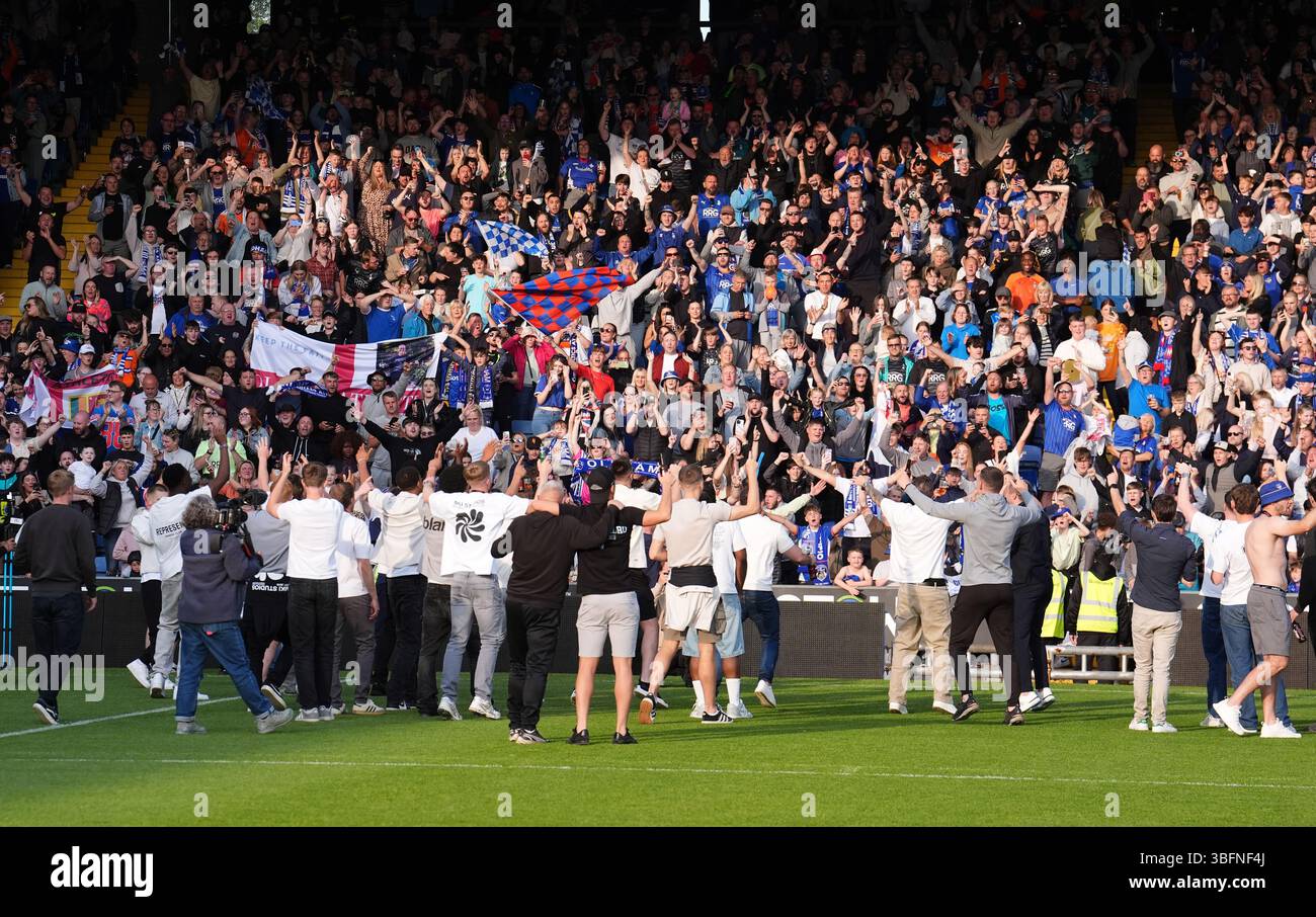 Oldham Athletic players greet the crowd during the Vanarama National ...