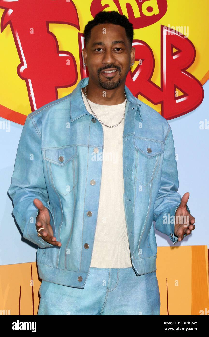 LOS ANGELES - MAY 31: Brandon T Jackson at the Phineas And Ferb Season ...