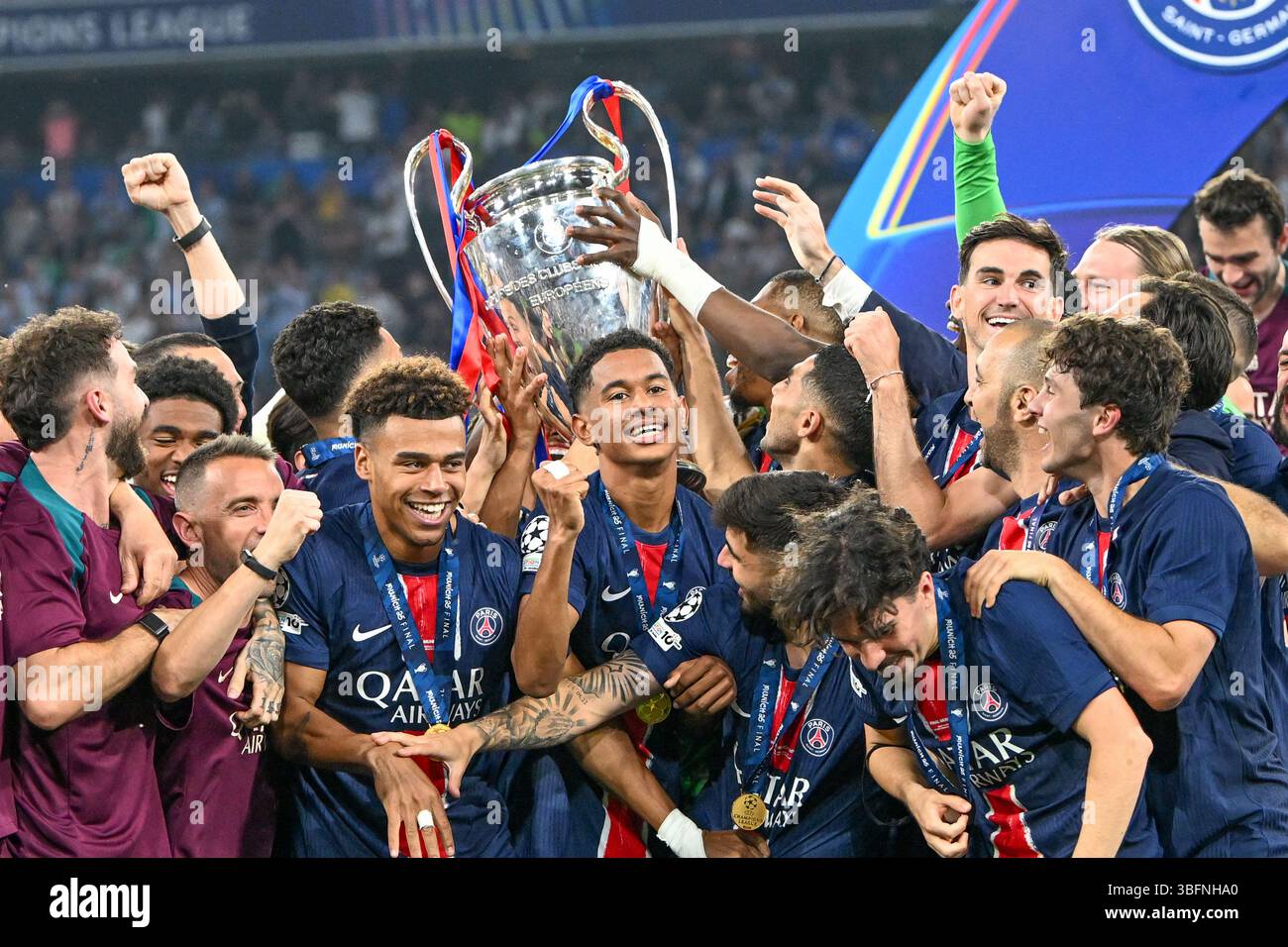 Munich, Germany. 31st, May 2025. The players of Paris Saint-Germain seen in celebration after ...