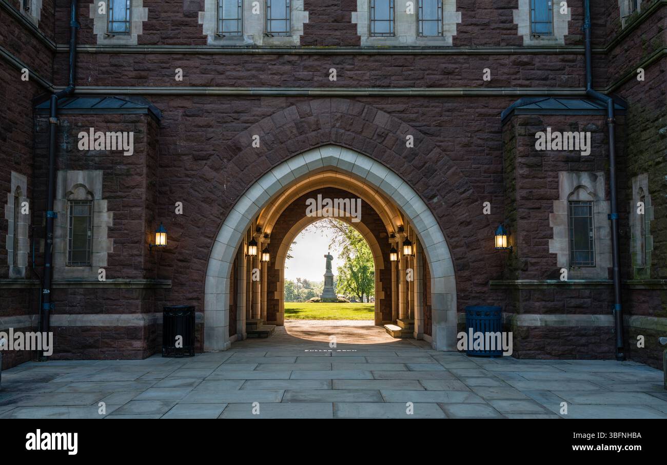 Fuller Arch Trinity College Hartford, Connecticut, USA Stock Photo - Alamy