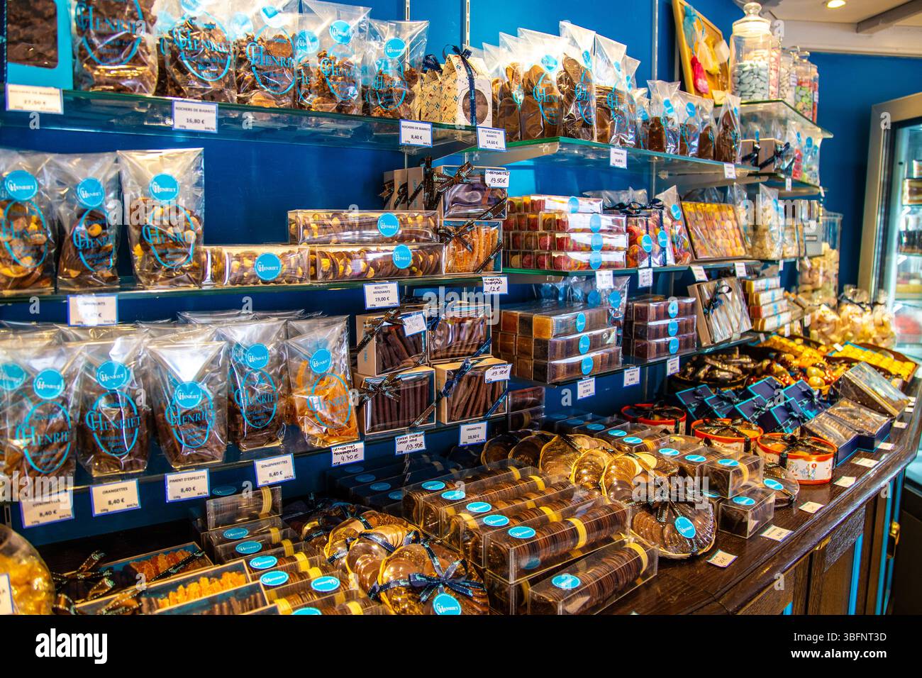 Chocolates on display at the Chocolaterie Henriet shop, Biarritz ...