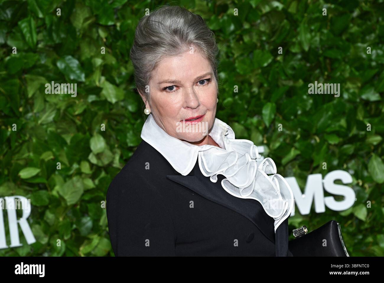 Kate Mulgrew attends Gotham Television Awards at Cipriani Wall Street ...