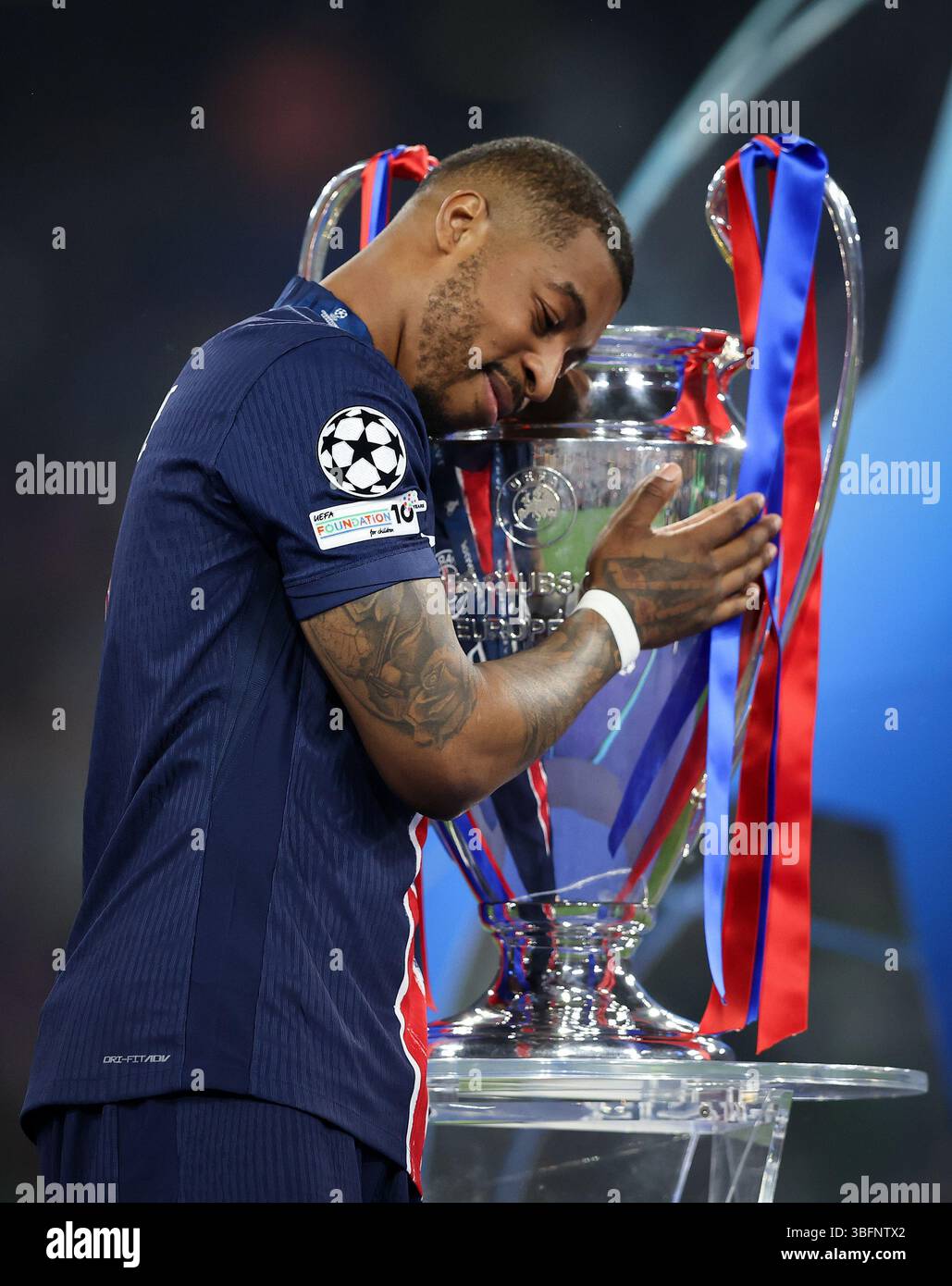 MUNICH, GERMANY - MAY 31: Presnel Kimpembe of FC Paris Saint Germain ...