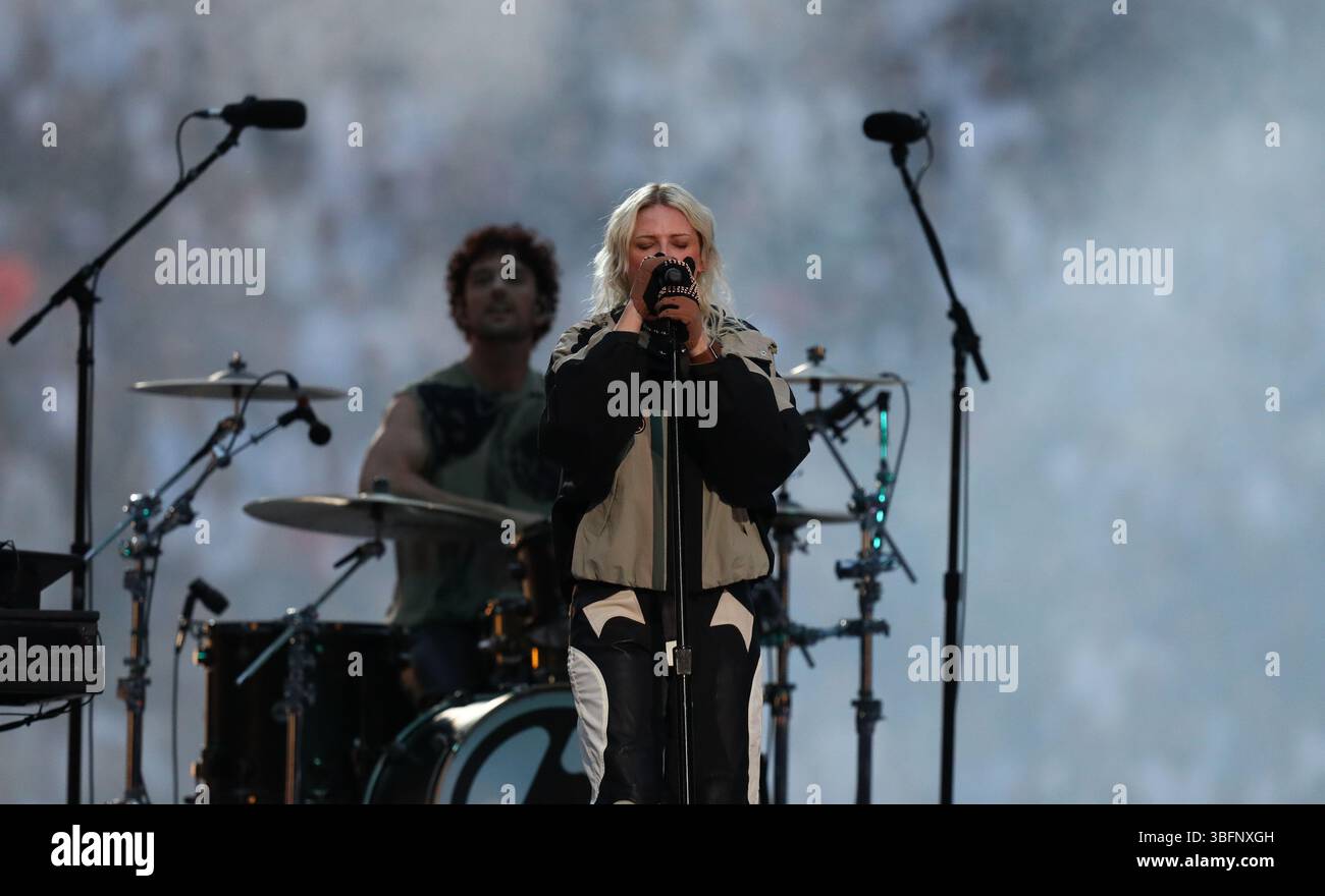 May 31, 2025, Munich, Bayern, Germany: Lead vocalist EMILY ARMSTRONG of ...