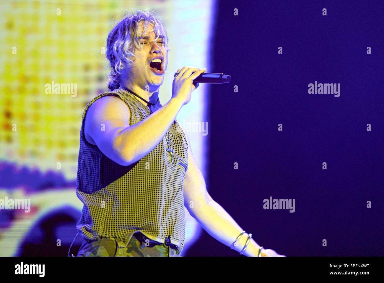 Buenos Aires (1st Jun 2025). Argentinian rock band Airbag (Guido ...