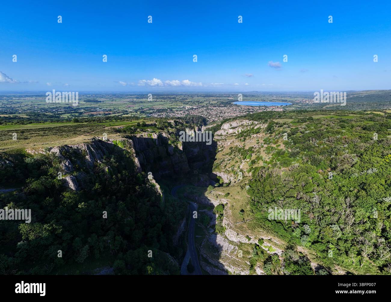 Cheddar gorge winding road hi-res stock photography and images - Alamy