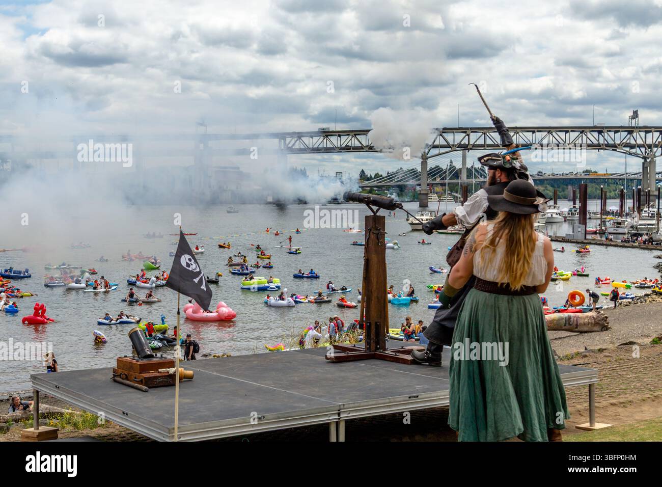 The Big Float, Portland, Oregon - July 13th 2019: A pirate fires a ...
