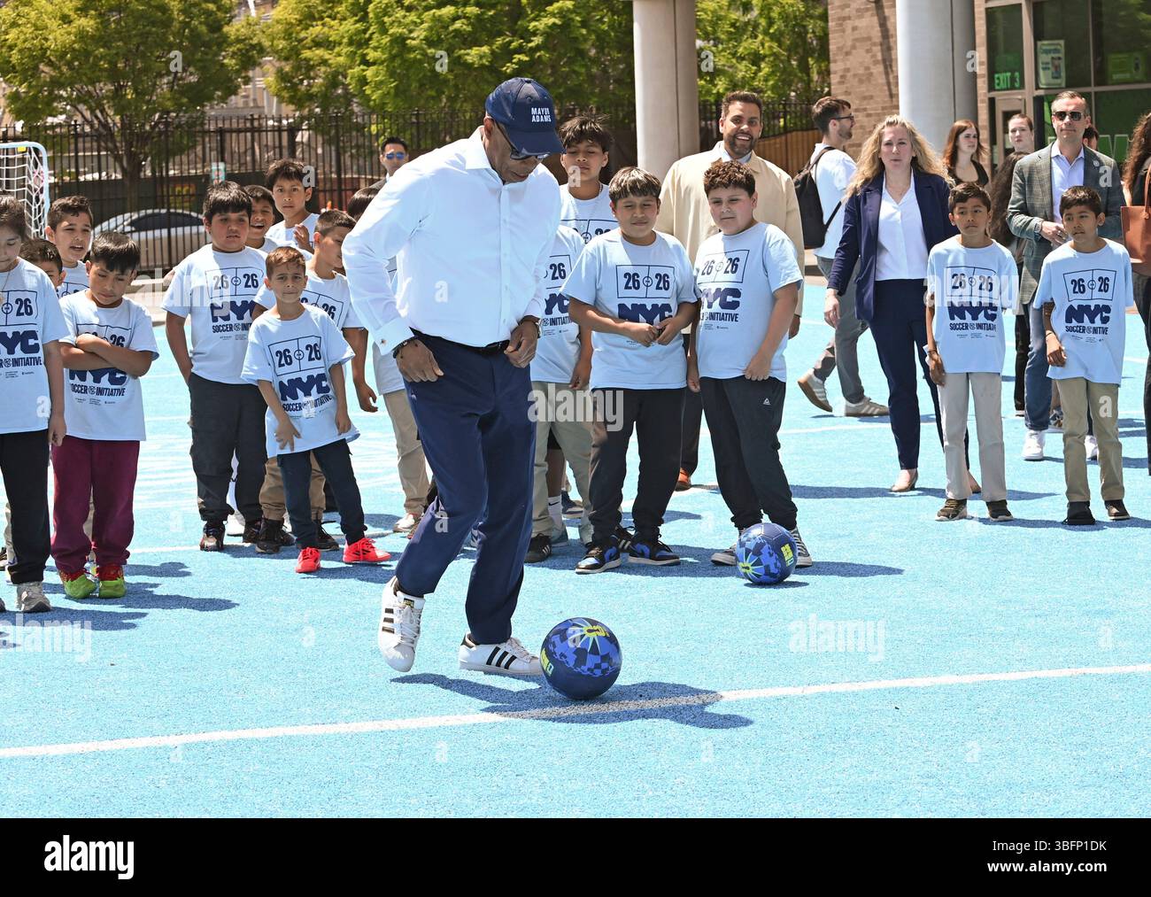 Photo by: Andrea Renault/STAR MAX/IPx 2025 6/2/25 New York's Mayor Eric ...