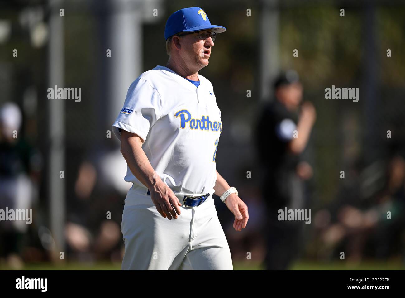 Pittsburgh head coach Mike Bell (22) during an NCAA college baseball ...