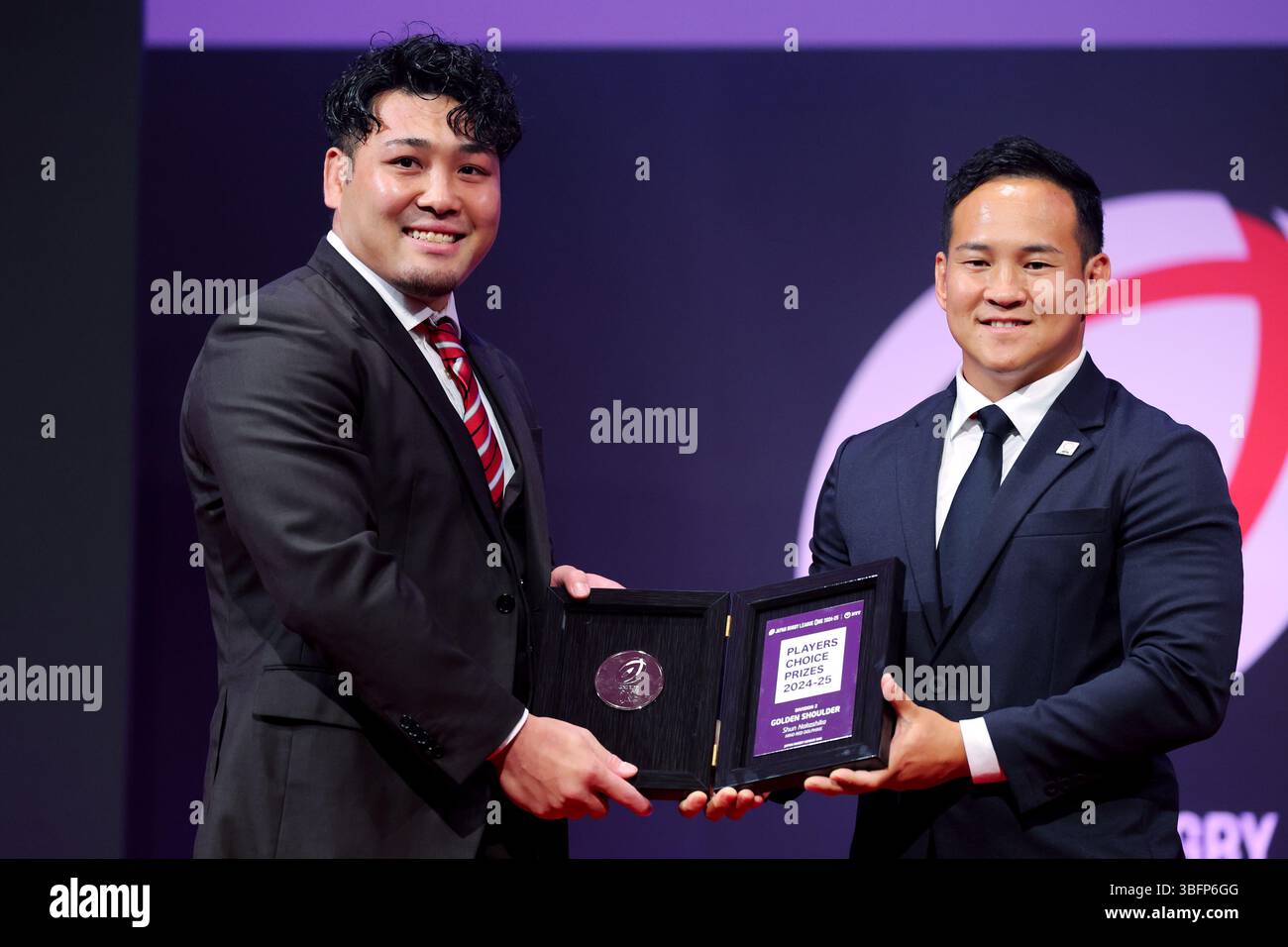 Tokyo, Japan. 2nd June, 2025. Shun Nakashika (Red Dolphins) Rugby : 2024-25 Japan Rugby League ...