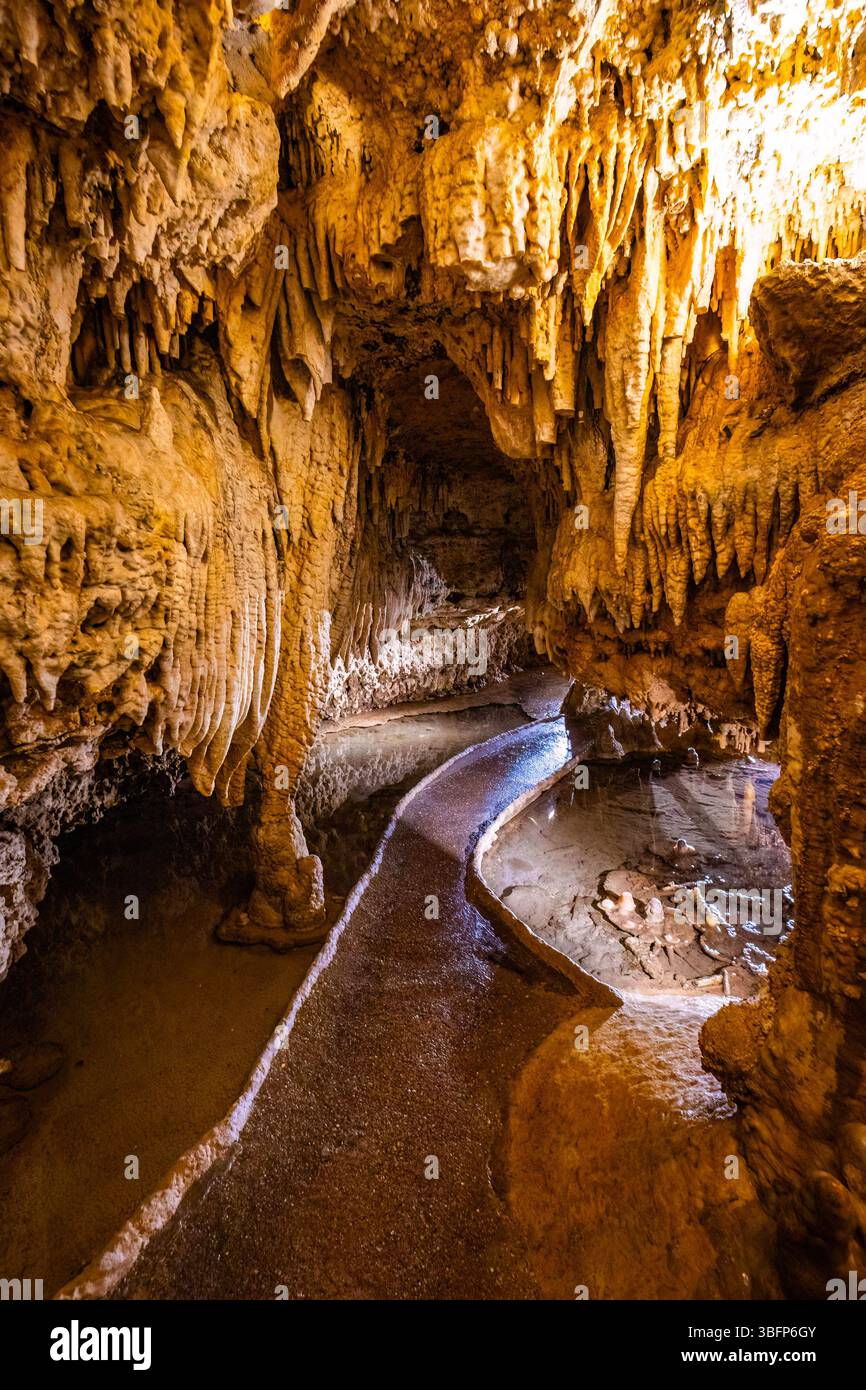 Scenic interior view of Cave of the Mounds in Wisconsin showing ...