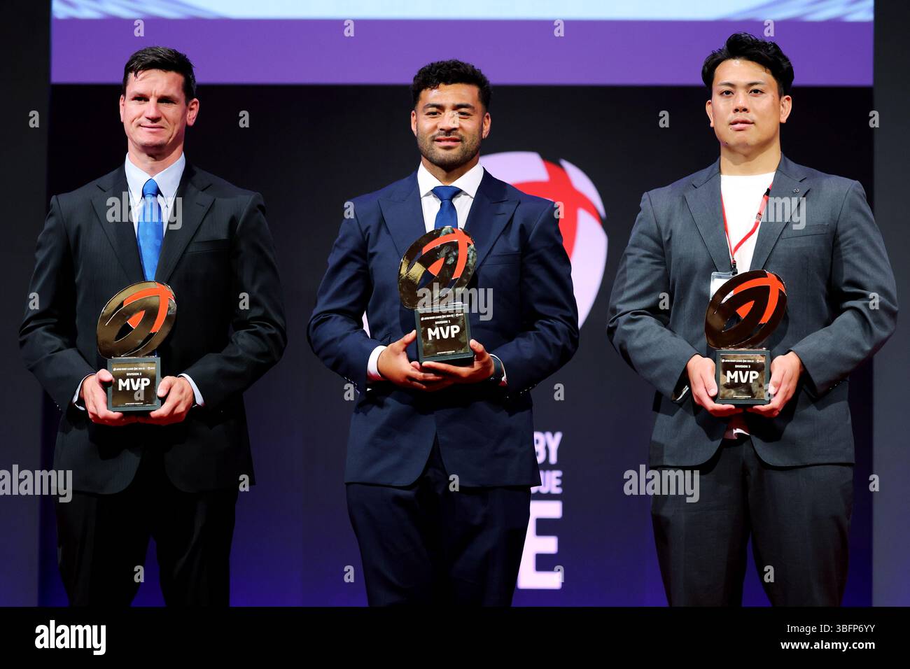 Tokyo, Japan. 2nd June, 2025. (L-R) Freddie Burns (shuttles), Richie Mounga (Brave Lupus ...
