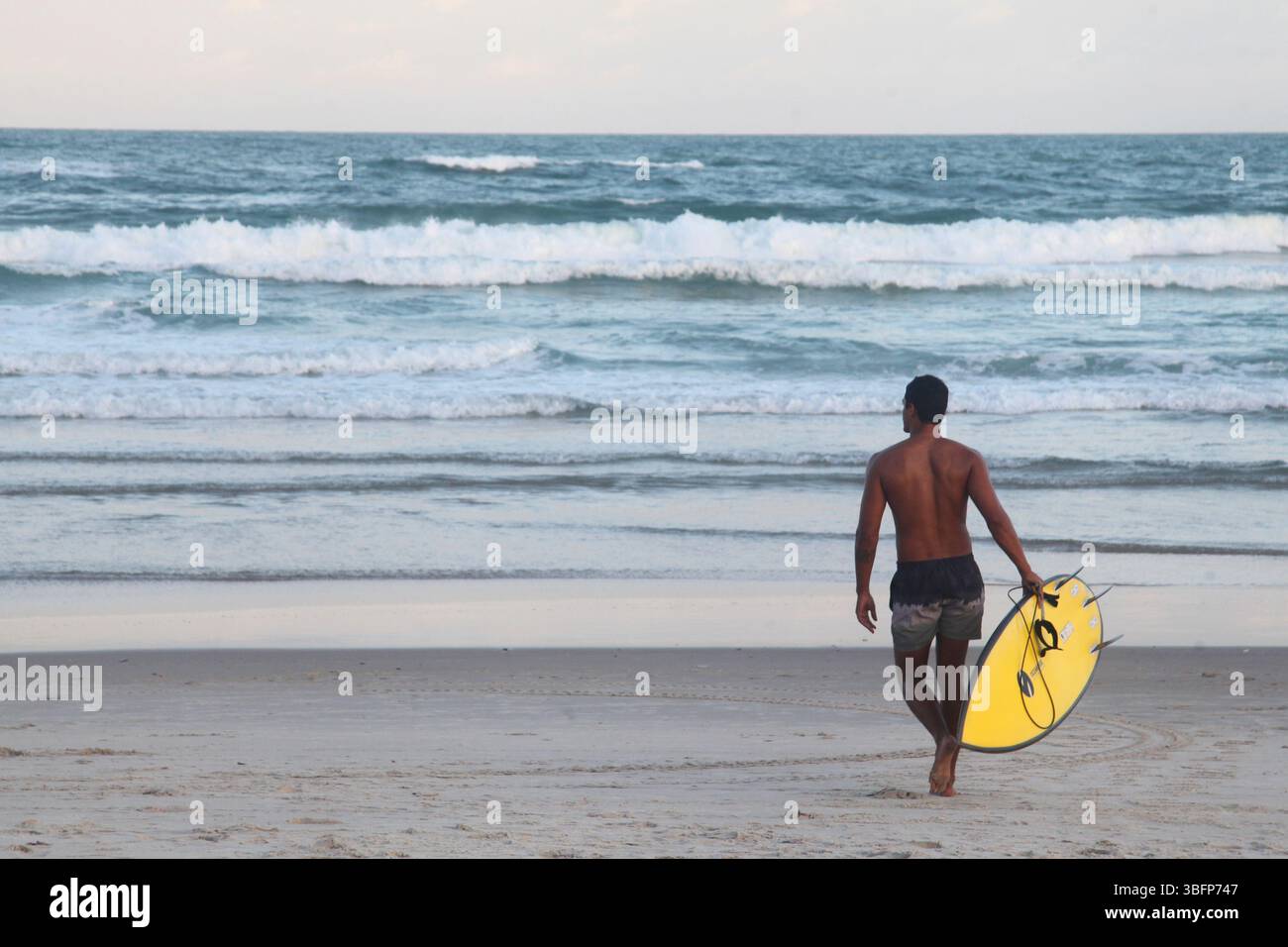 MARECHAL DEODORO, AL - 02.06.2025: PRAIA DO FRANCêS RESERVA NACIONAL DE ...