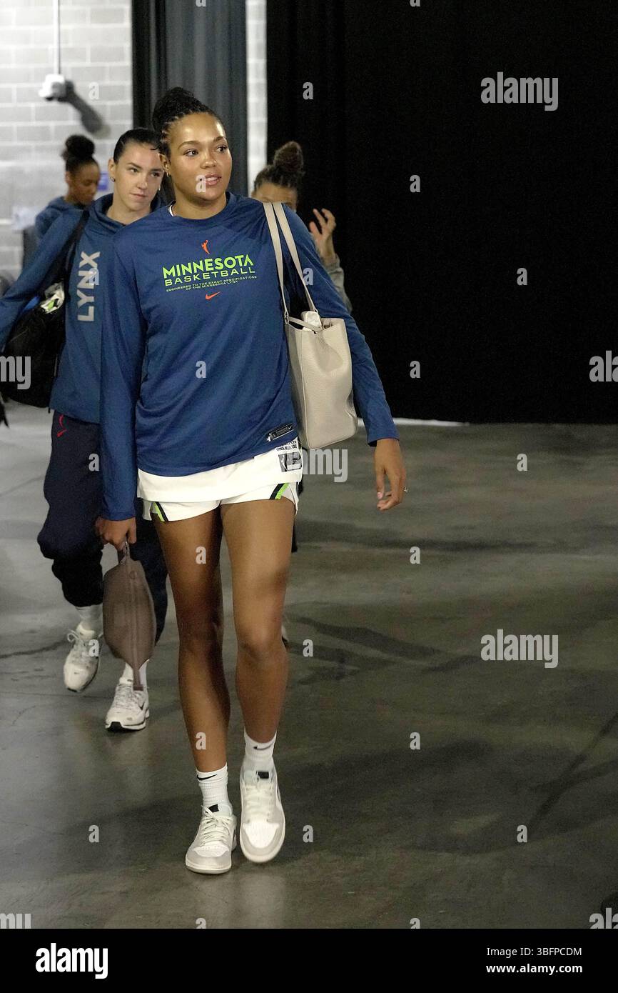 Minnesota Lynx forward Napheesa Collier (24)) entering Chase Center ...