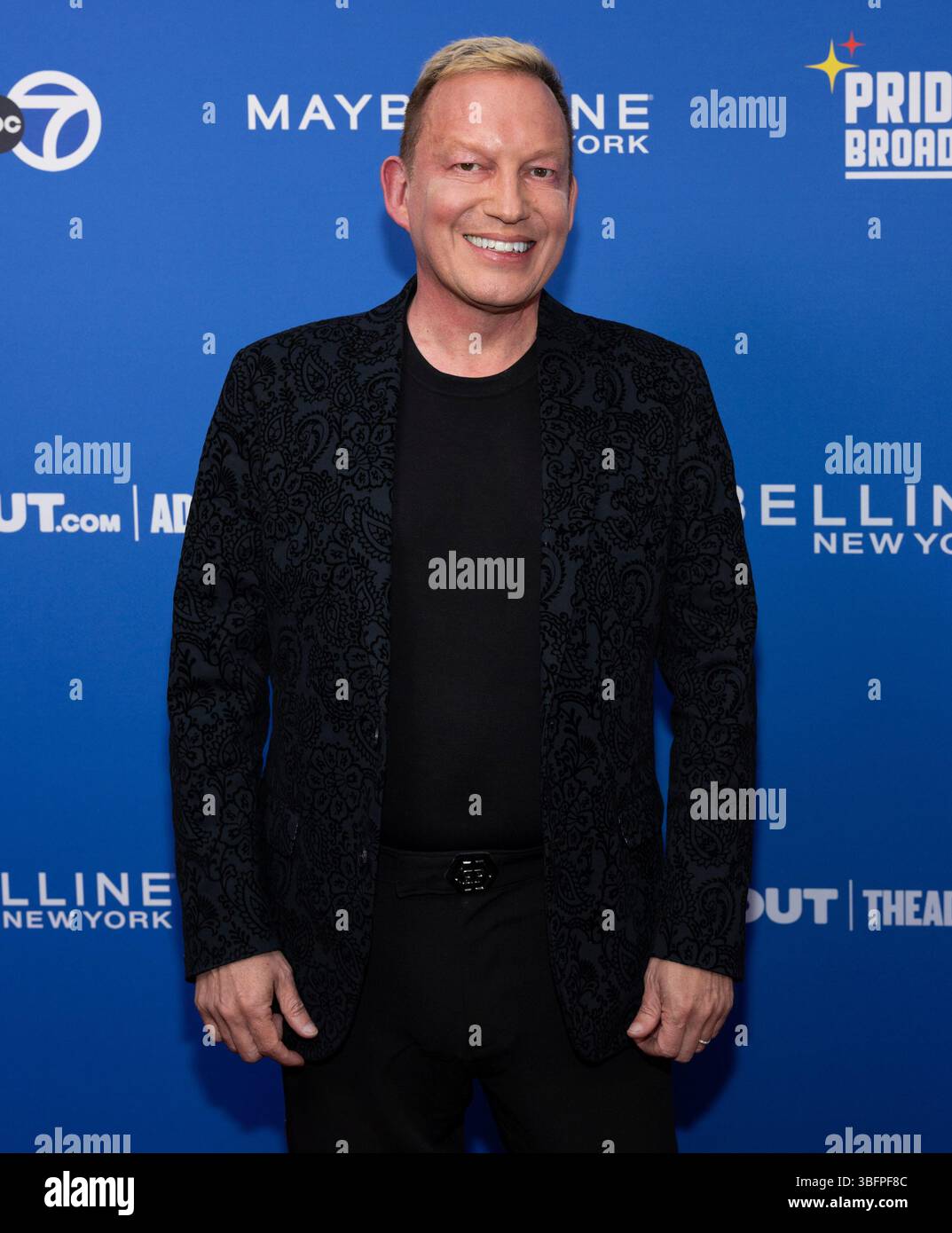 Mark Berryhill attends Out and The Advocate's annual Pride Cover Party ...