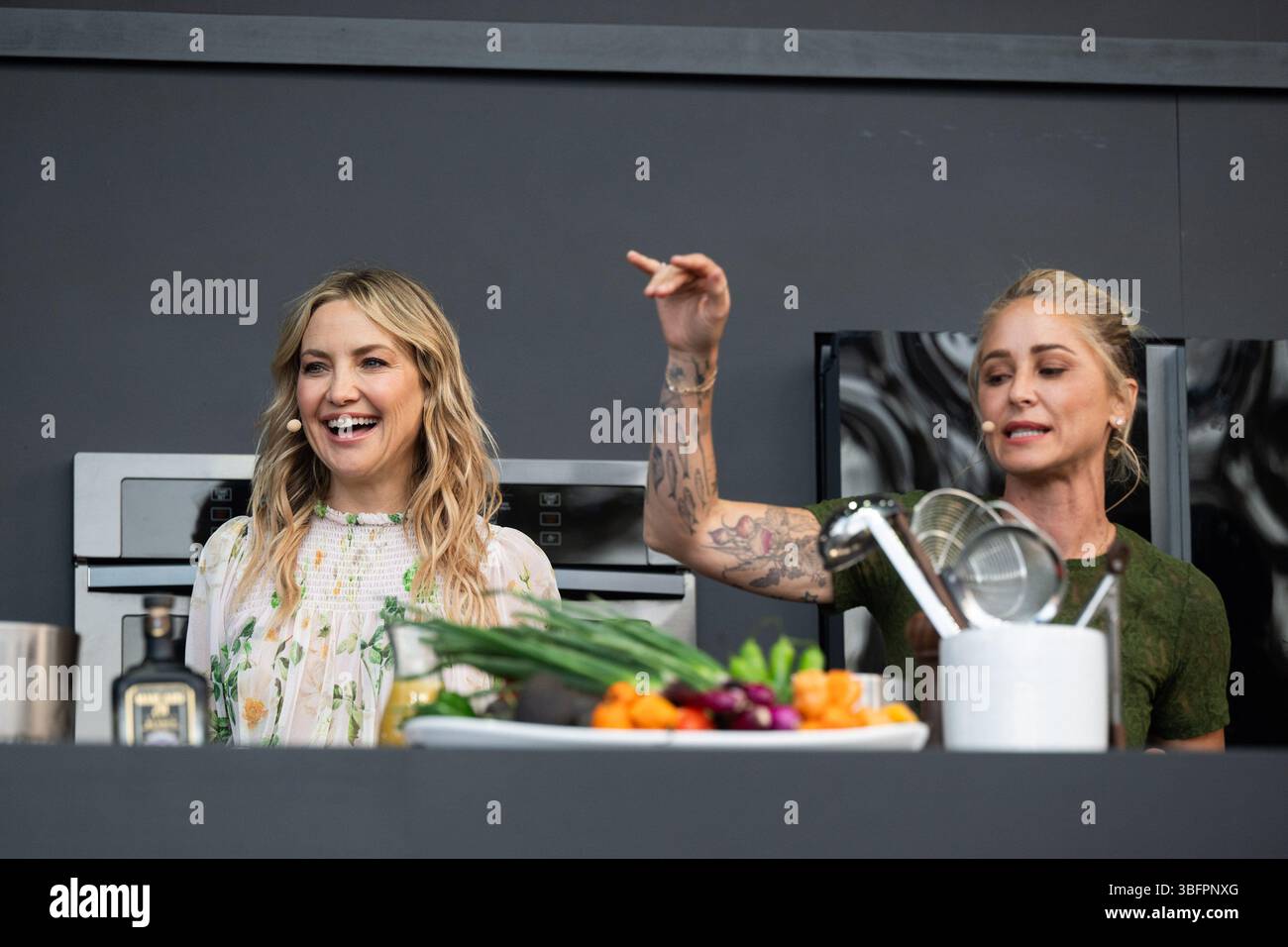 Kate Hudson and Brooke Williamson on Day 2 of BottleRock Napa Valley ...