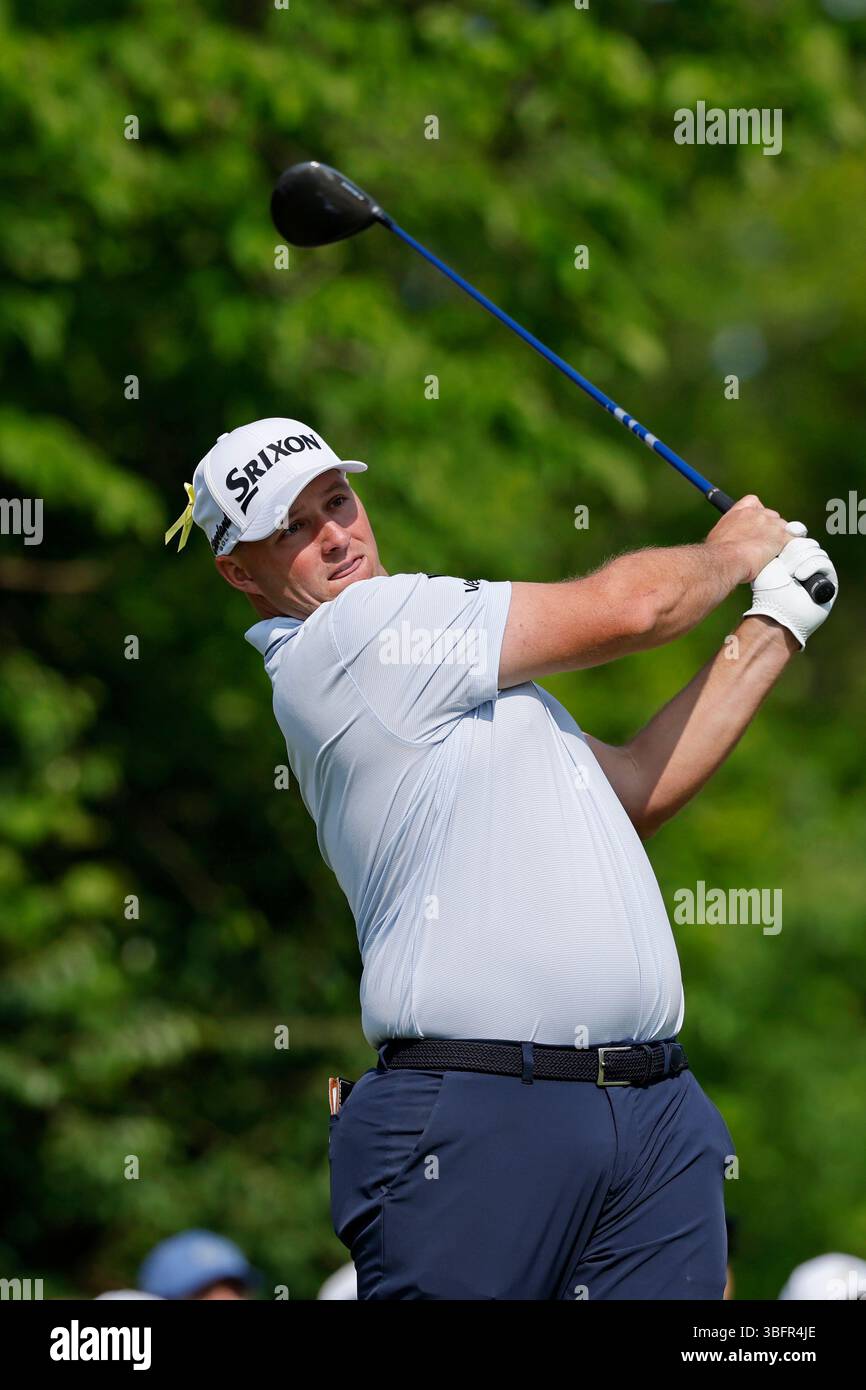 DUBLIN, OH - JUNE 01: Sepp Straka (USA) plays his tee shot at the 15th ...