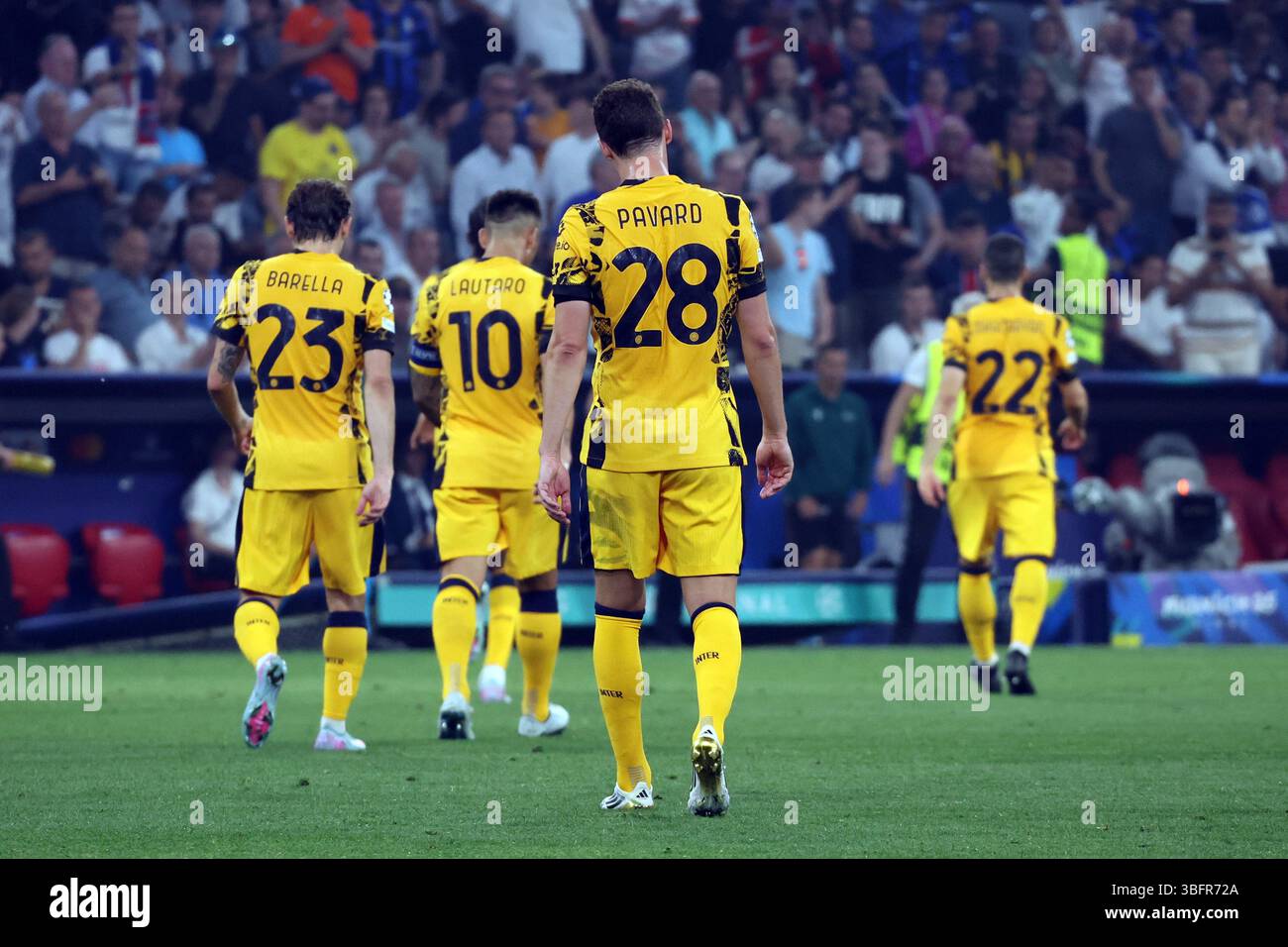 Champions league final psg inter hi-res stock photography and images ...