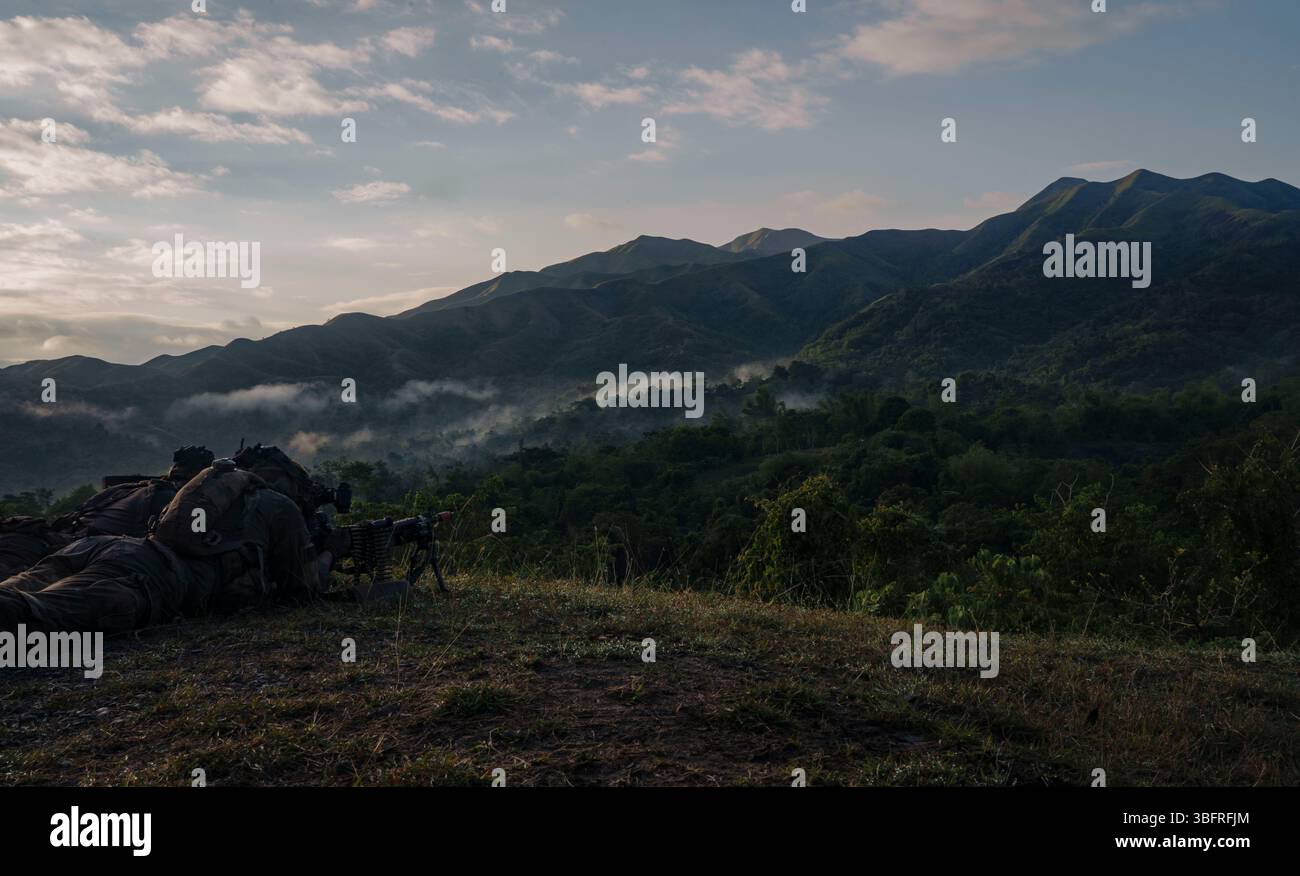 250602-A-AJ888-1071 U.S. Army Soldiers assigned to Comanche company ...