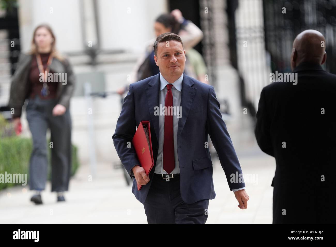Health Secretary Wes Streeting arrives in Downing Street, London, for a ...