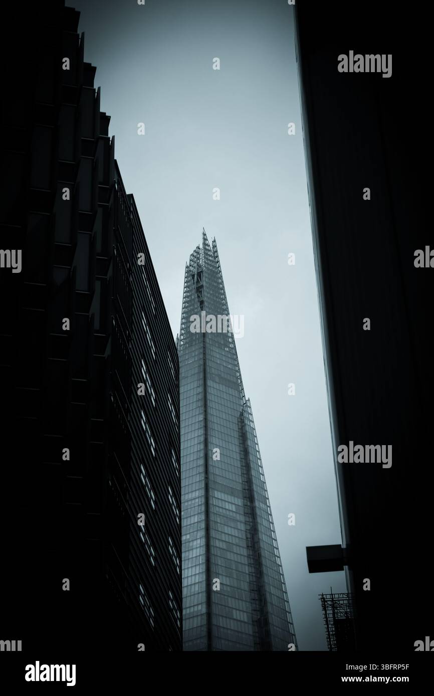 Shard building detail overcast hi-res stock photography and images - Alamy