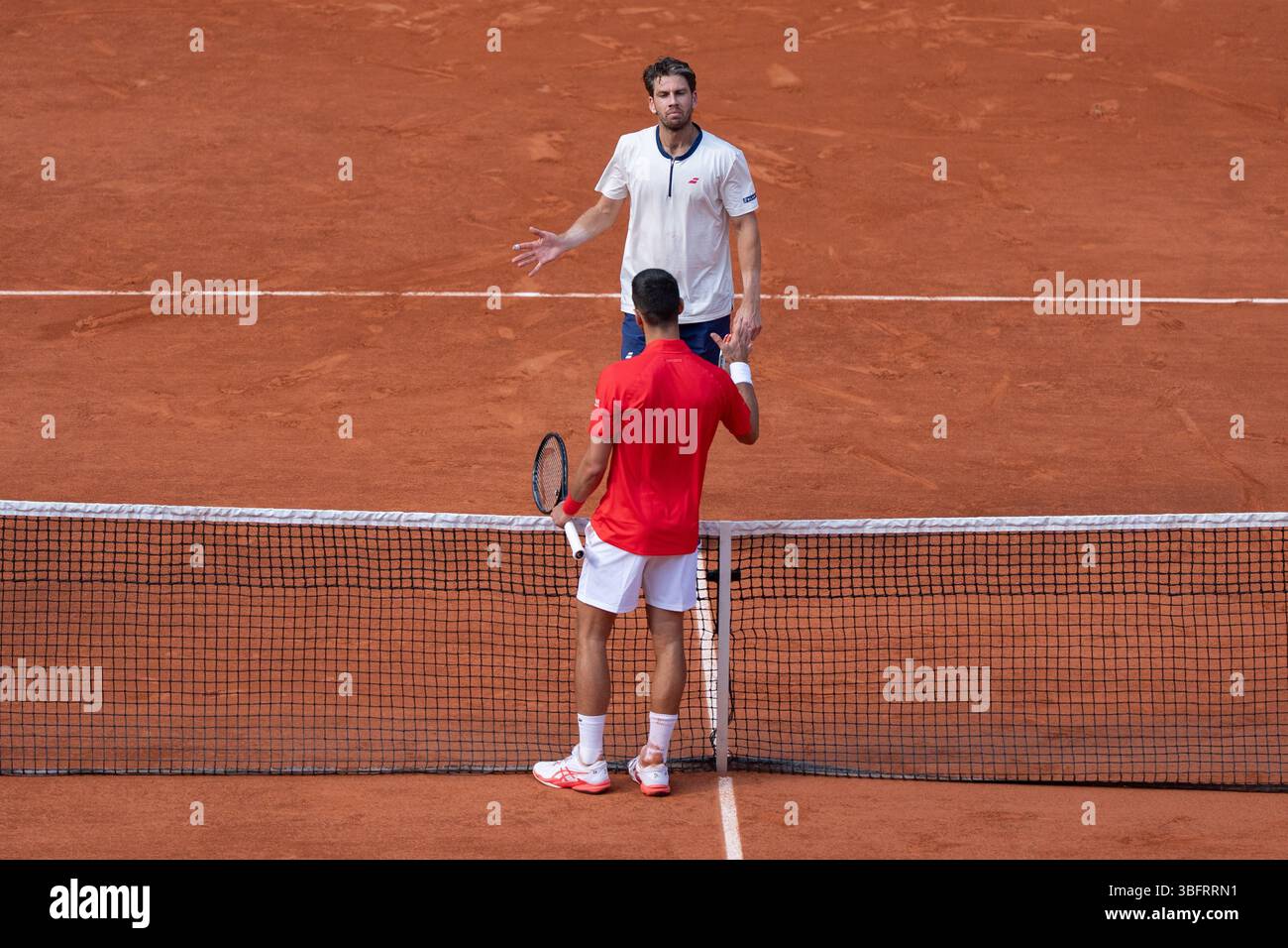 PARIS, FRANCE - JUNE 2: Novak Djokovic of Serbia, Cameron Norrie of ...