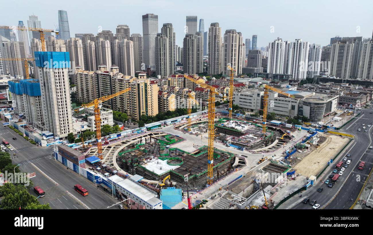 (250603) -- TIANJIN, June 3, 2025 (Xinhua) -- An aerial drone photo ...