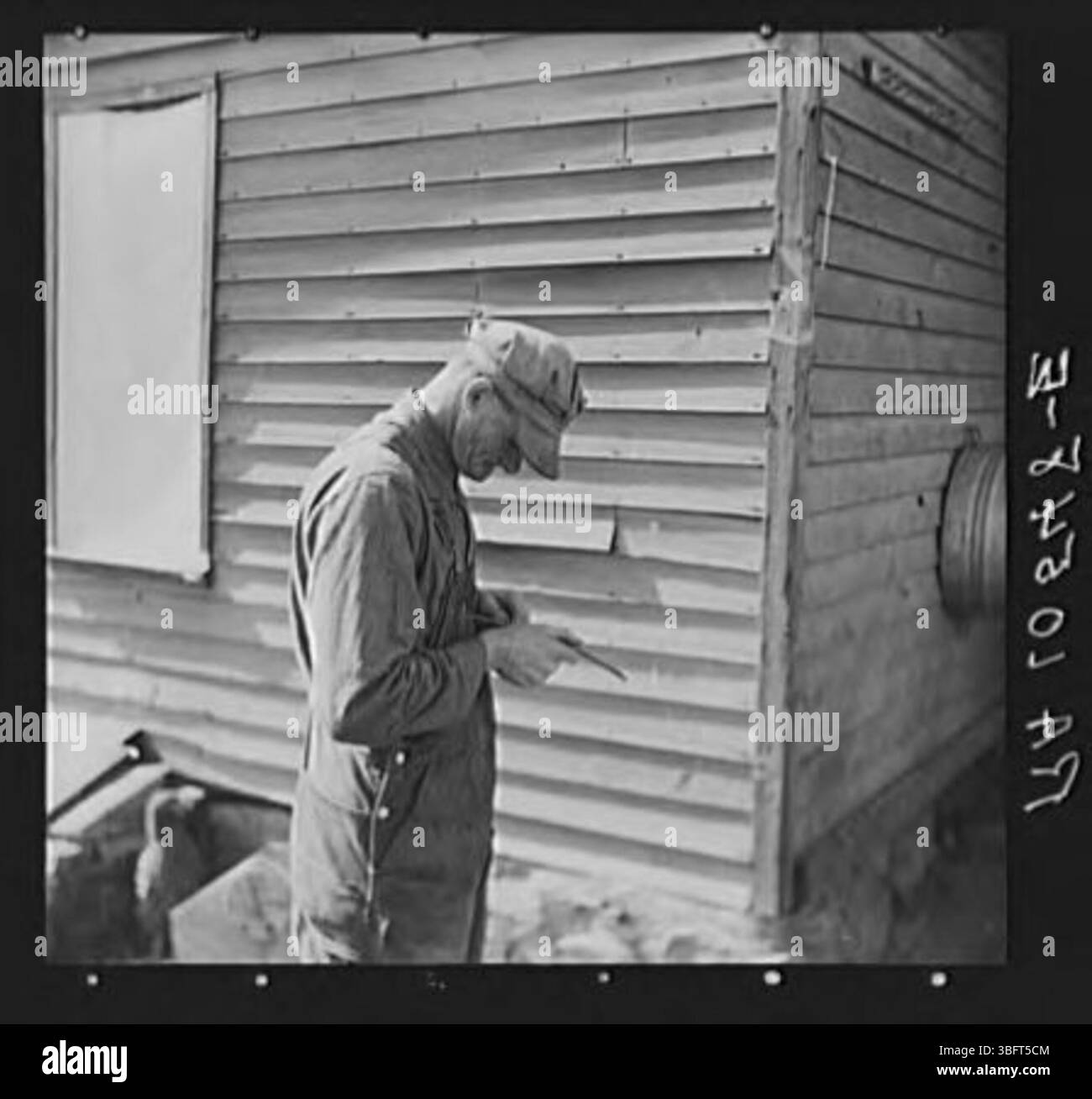 Farmworker children Black and White Stock Photos & Images - Alamy