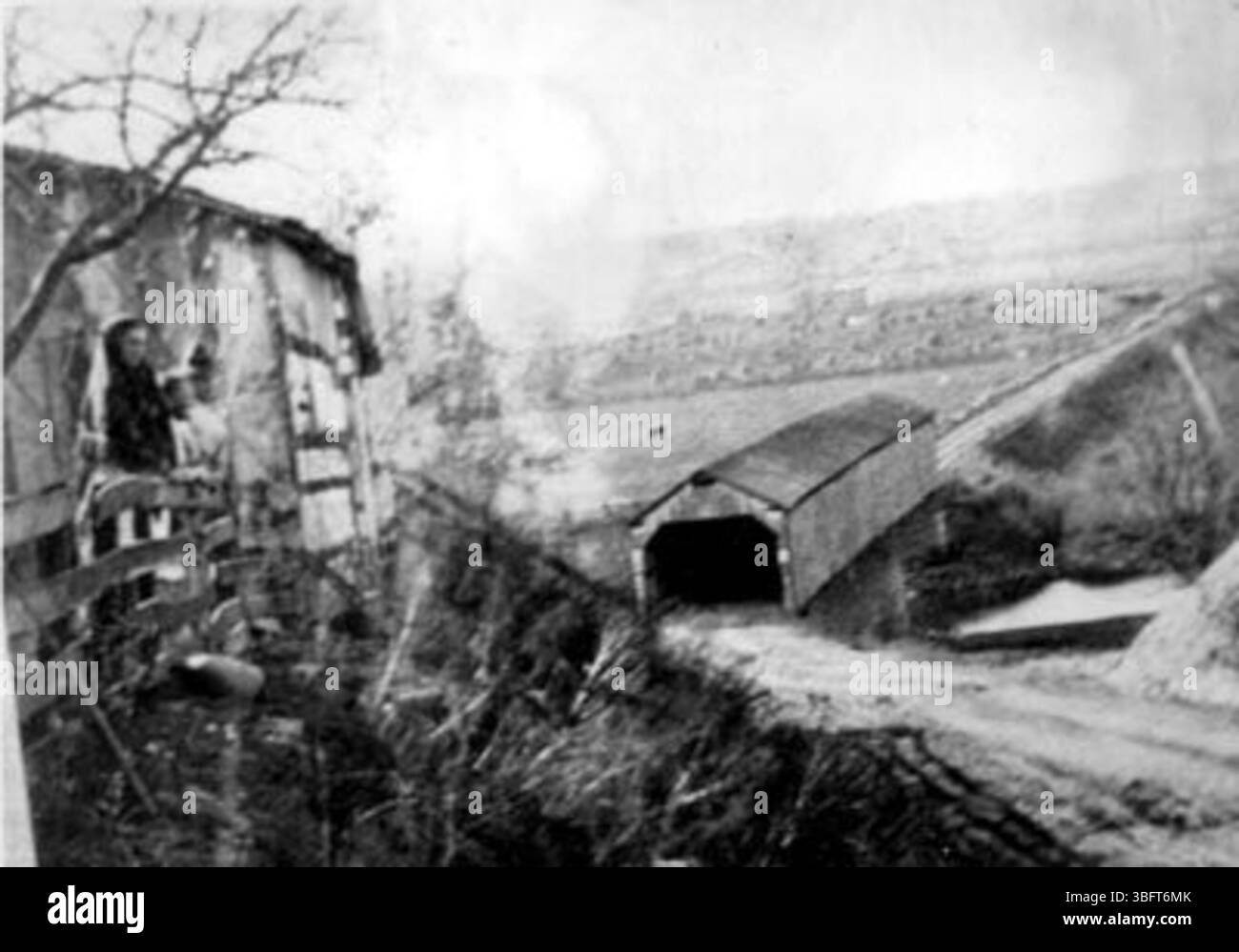 Photograph of the Dodridge Street Bridge over the Olentangy River ...
