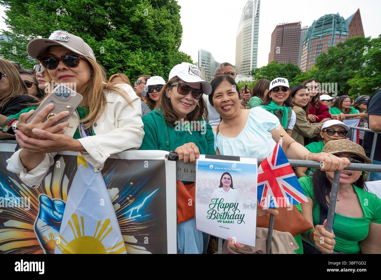 Female supporters of Vice President Sara Duterte seen during a rally ...