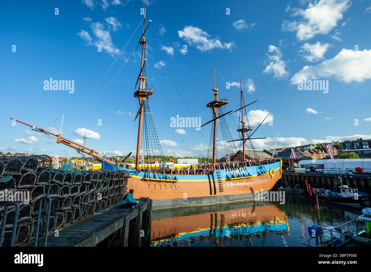 HMS Endeavour at Whitby Harbour, North Yorkshire, England Stock Photo ...