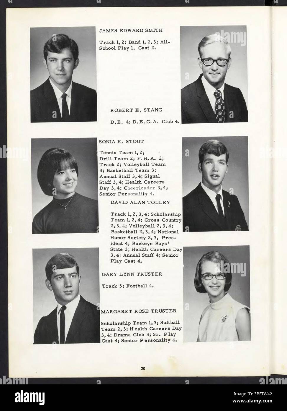 1970 graduation hi-res stock photography and images - Alamy