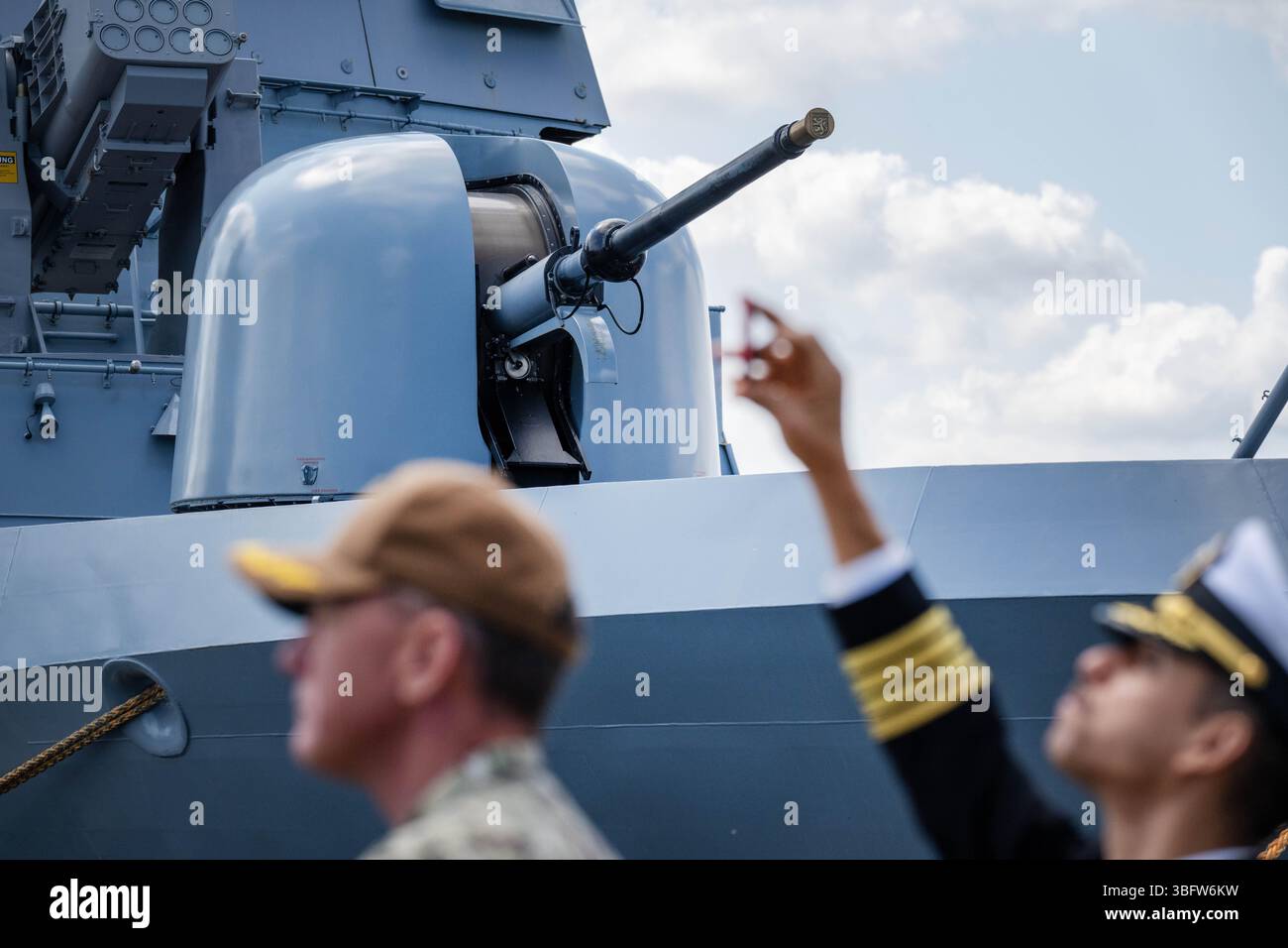 Rostock, Germany. 03rd June, 2025. View of the OTO Melara 76 mm gun of ...