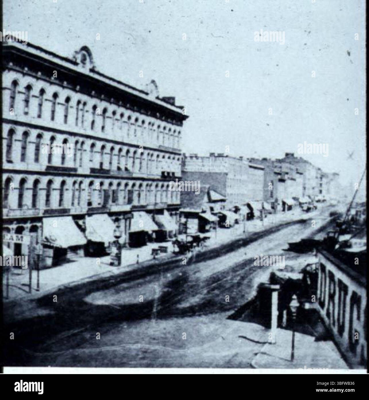 Metropolitan opera stage lighting hi-res stock photography and images ...