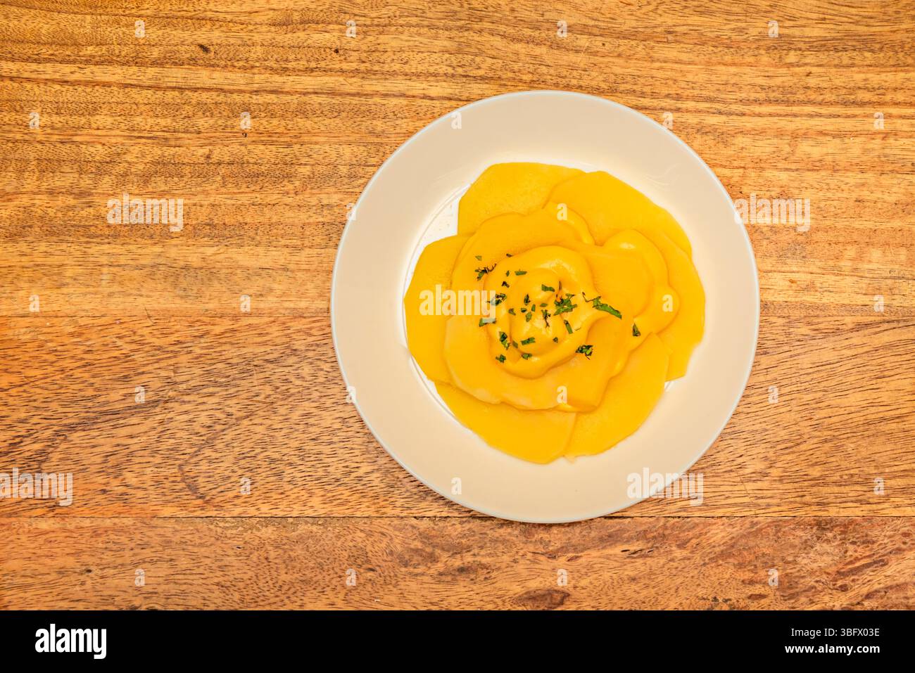 Papa a la huancaína: Boiled potatoes covered in a creamy sauce made ...