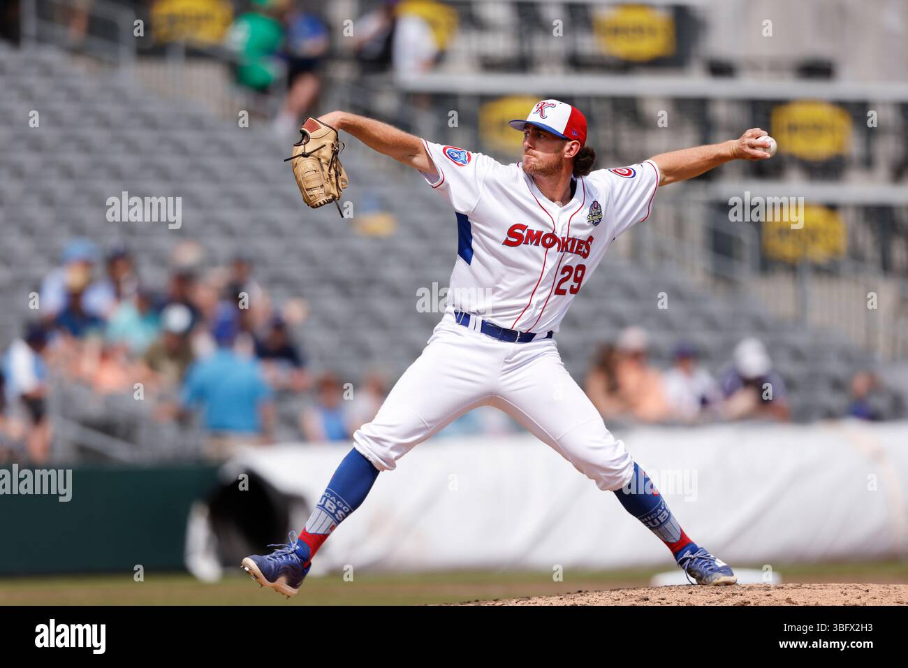 Knoxville Smokies relief pitcher Mitchell Tyranski (29) in action ...