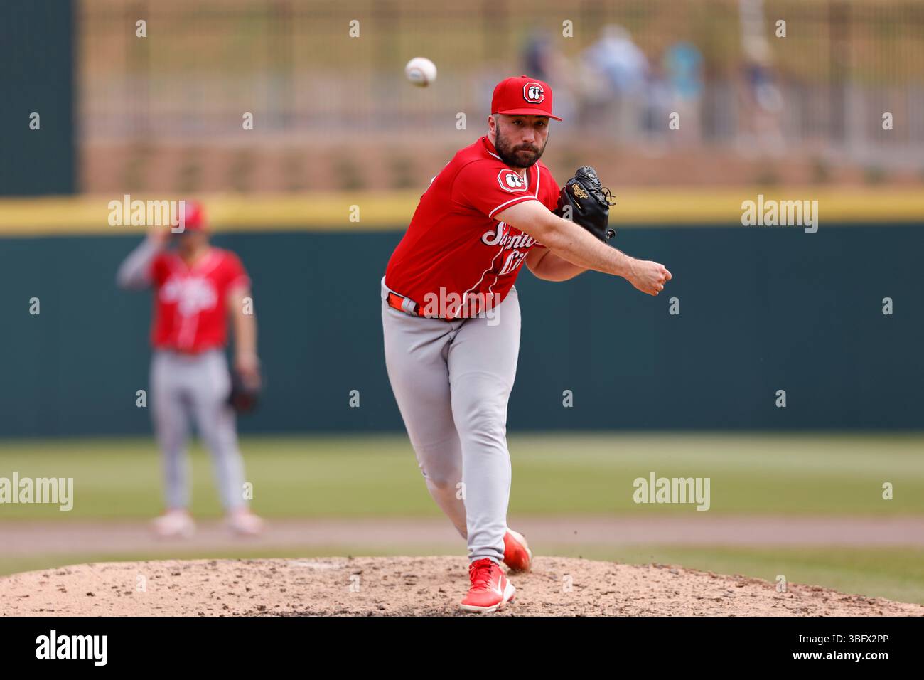 Chattanooga Lookouts relief pitcher Brandon Komar (15) in action ...