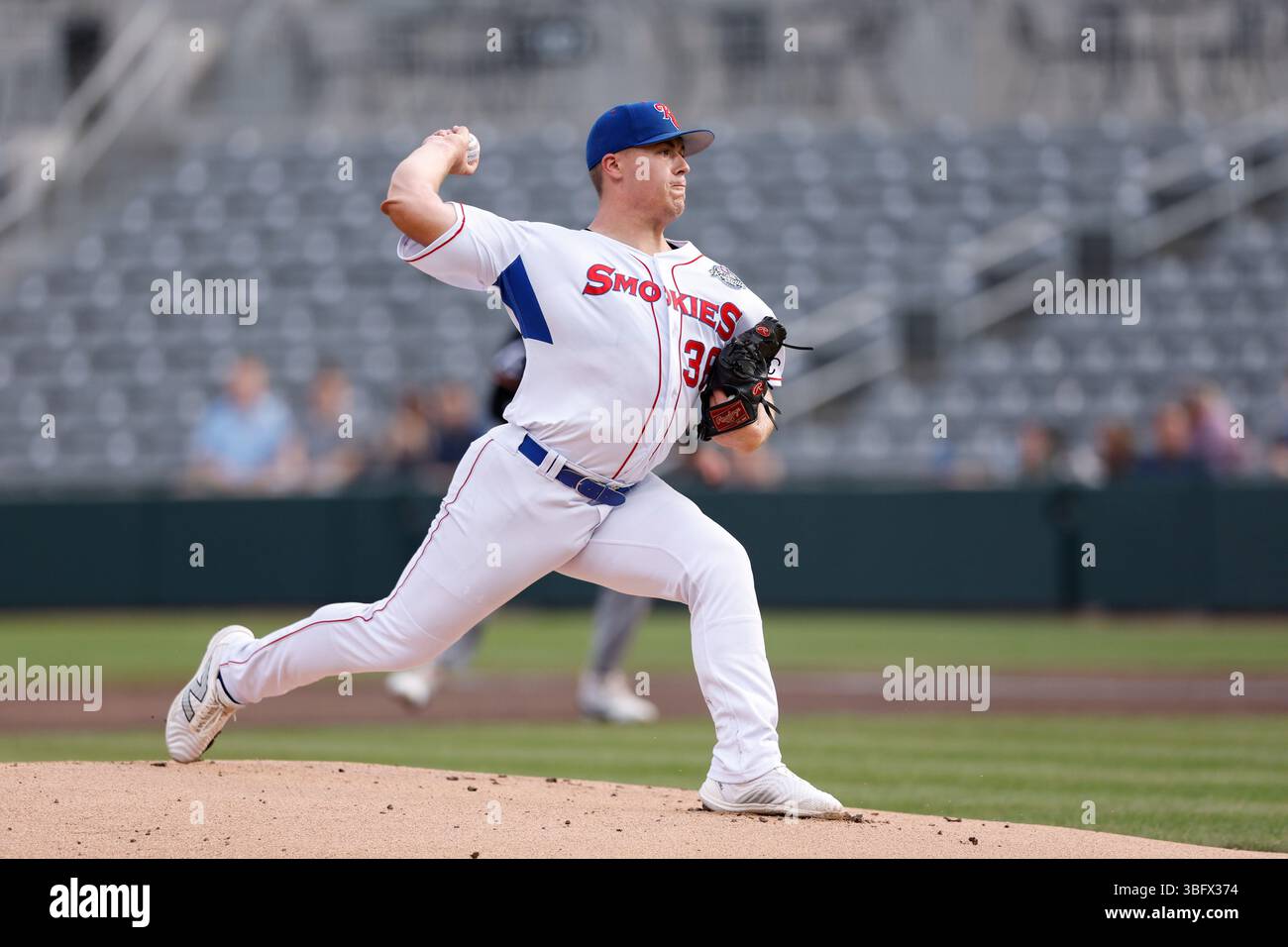 Knoxville Smokies starting pitcher Sam Armstrong (38) in action against ...