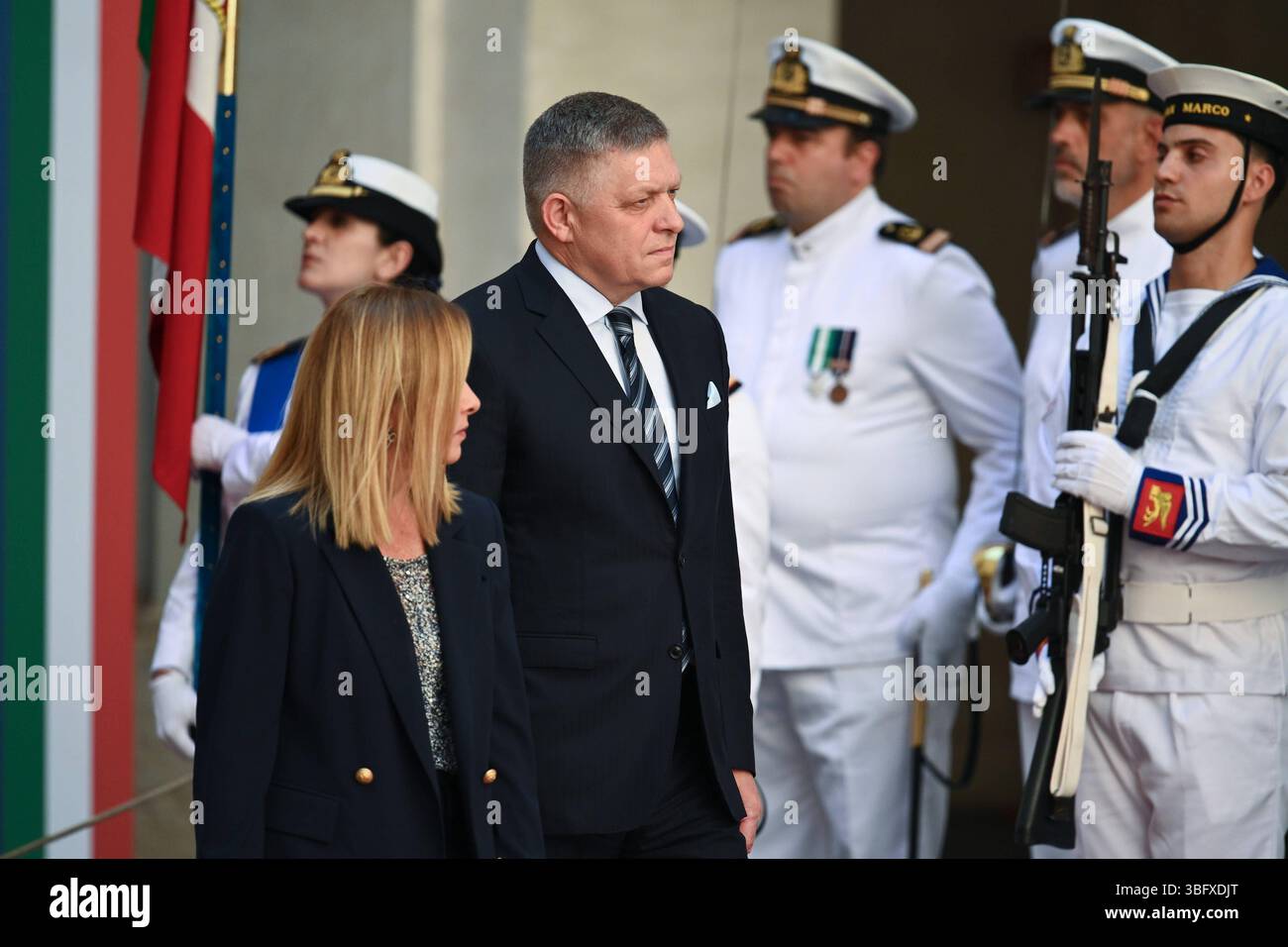 News - Giorgia Meloni meeting with the Slovak Prime Minister Fico ...