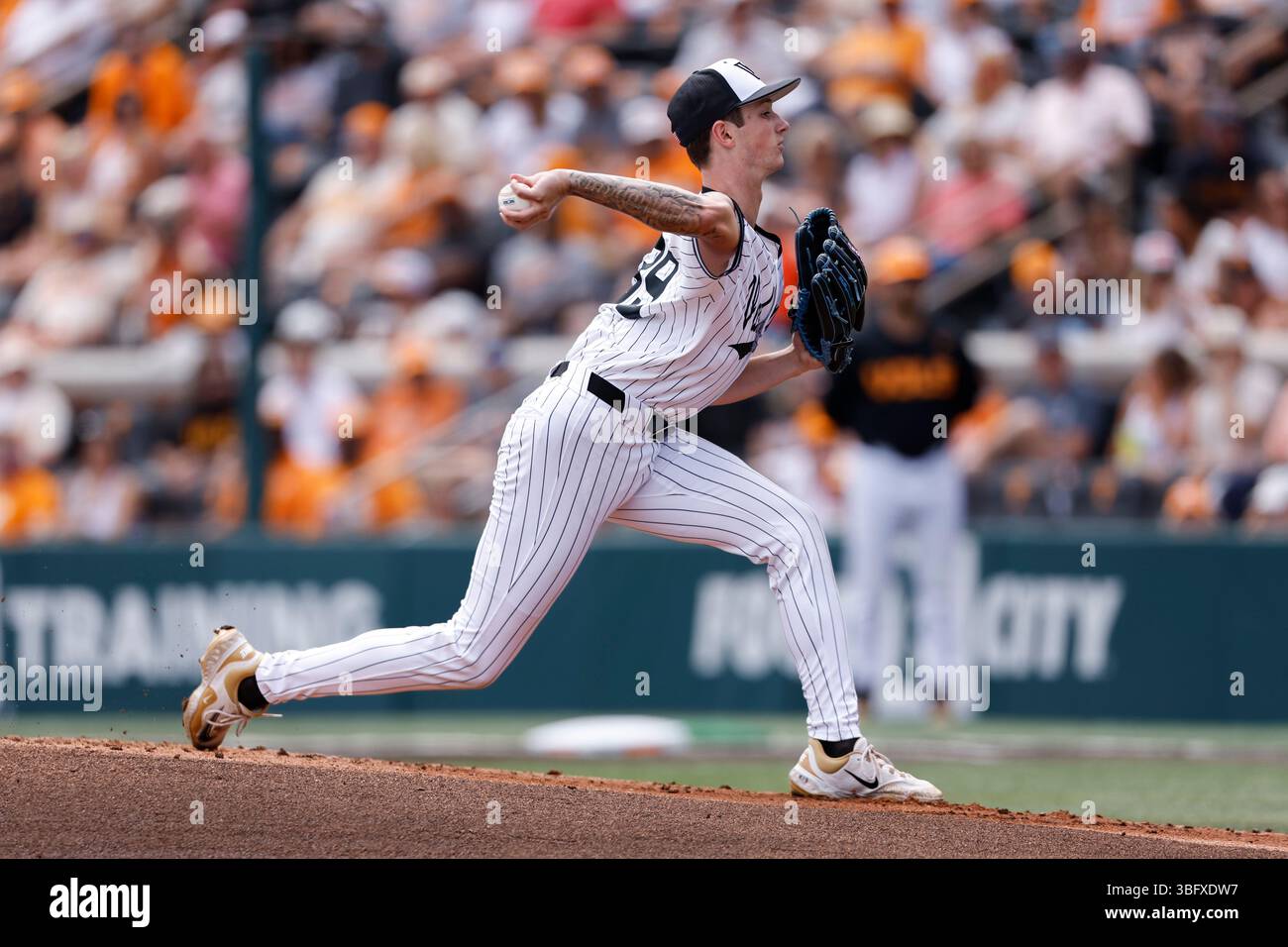 Vanderbilt Commodores starting pitcher Connor Fennell (39) in action ...